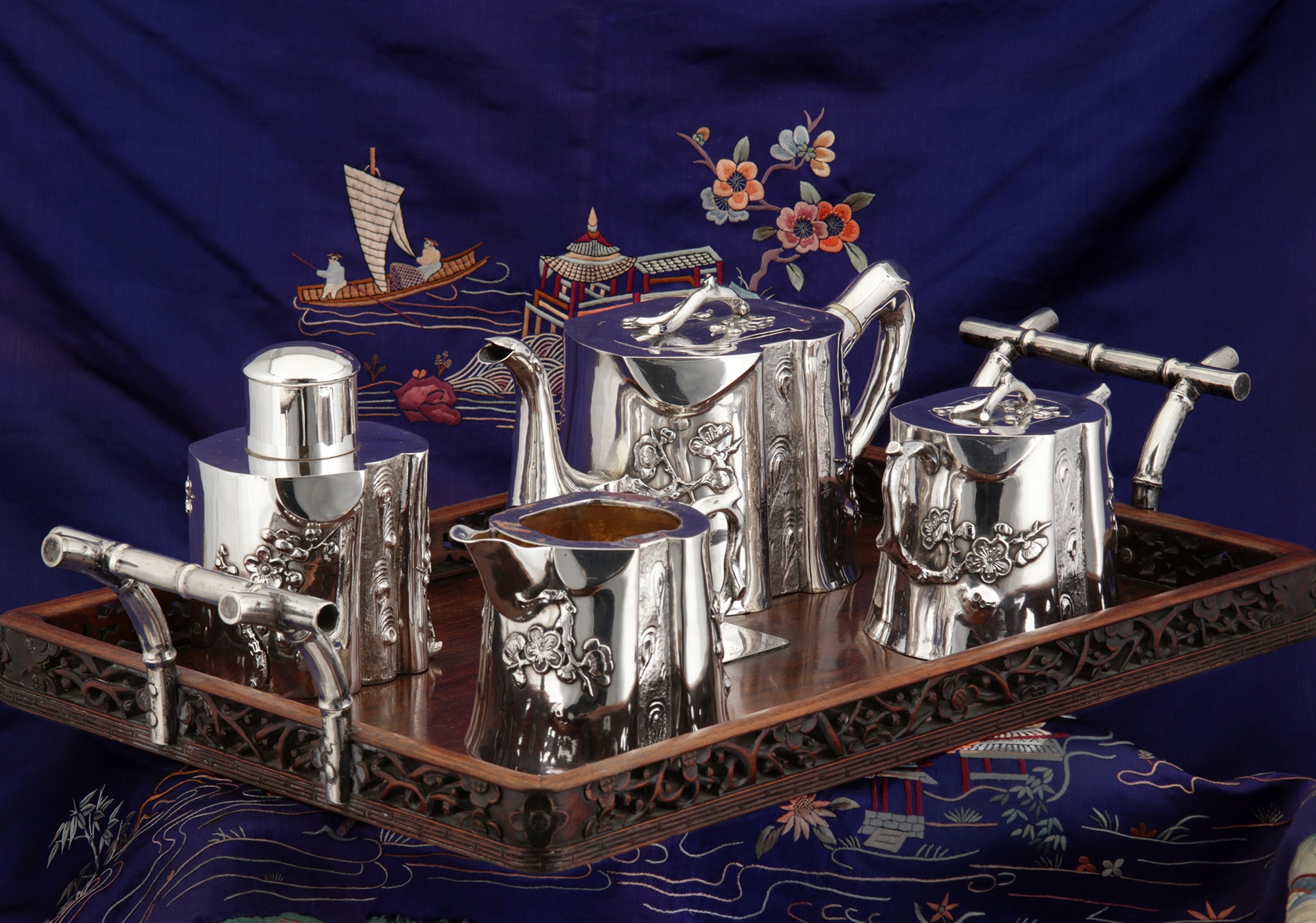 Silver & Objects of Vertu | Chiswick Auctions