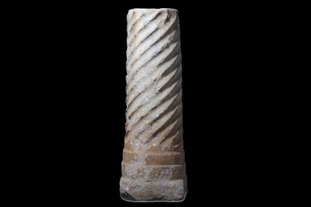 Lot 243 - AN ITALIAN MARBLE SHAFT OF A FLUTED TORTILE