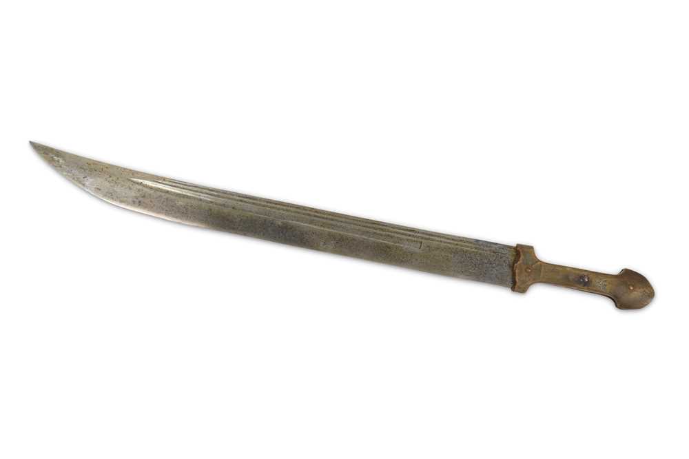 Lot 149 - A LARGE HORN-HILTED CAUCASIAN DAGGER