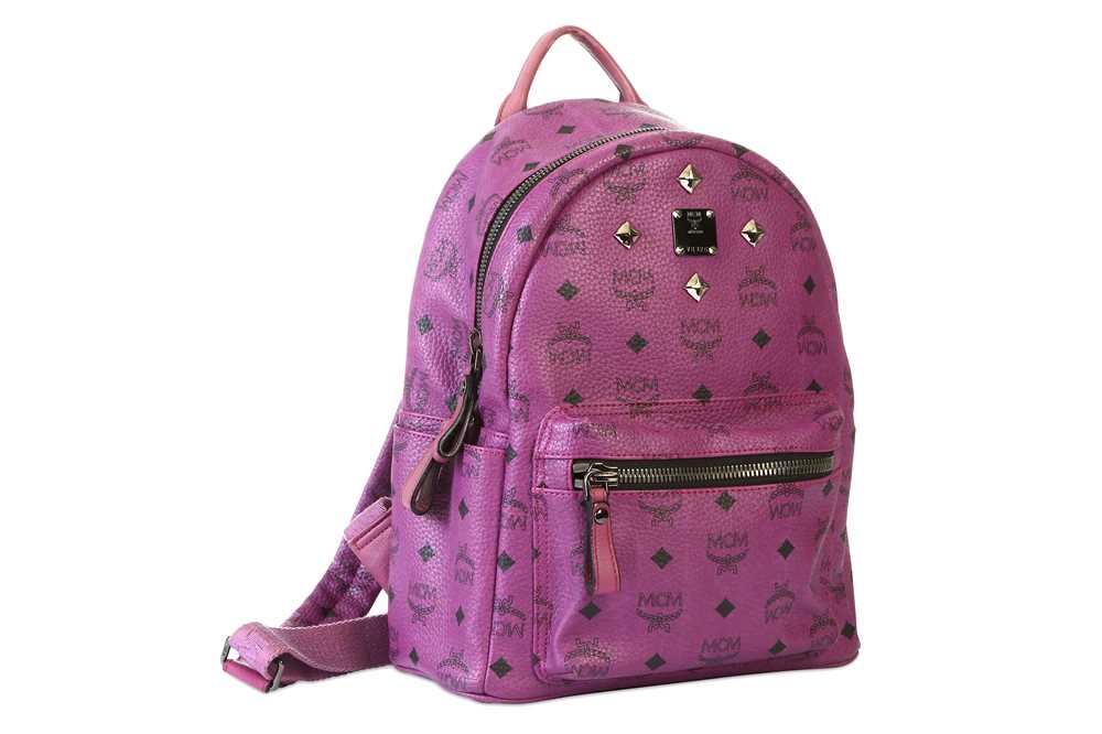 Lot 154 - MCM Purple Sprinkle Stark Stud Small