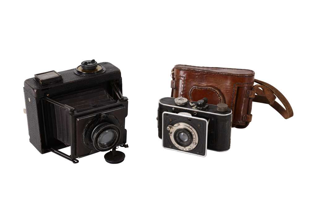 Lot 969 - An ICA Minimum Palmos Folding Strut Camera,