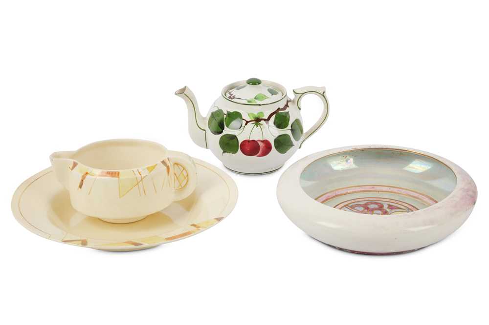 Lot 771 - An Art Deco Clarice Cliff 'Bizarre' range
