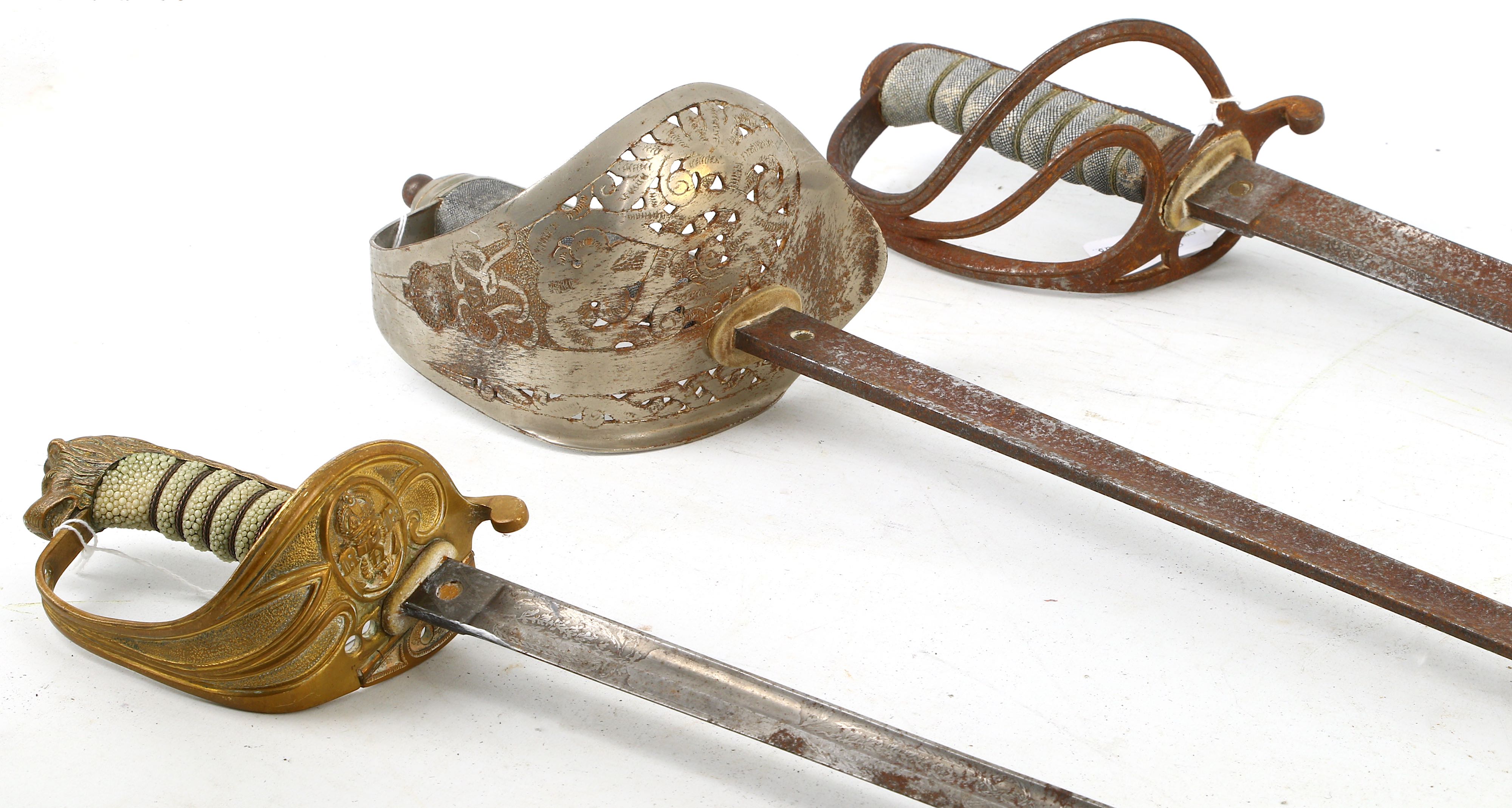 Lot 400 - A Victorian Naval Officer's pipe back sword,