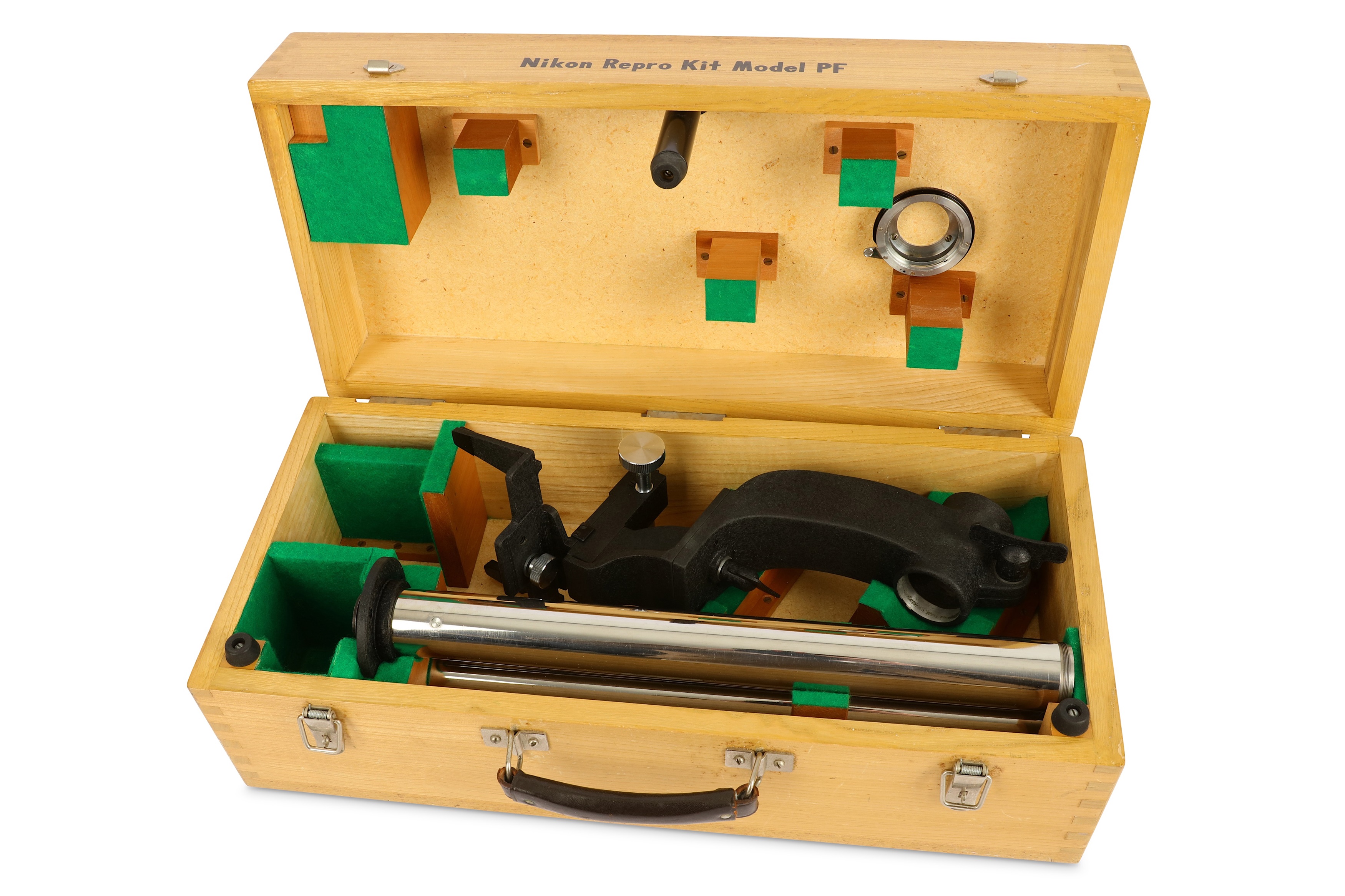 Lot 299 - A Nikon Repro Kit Model PF