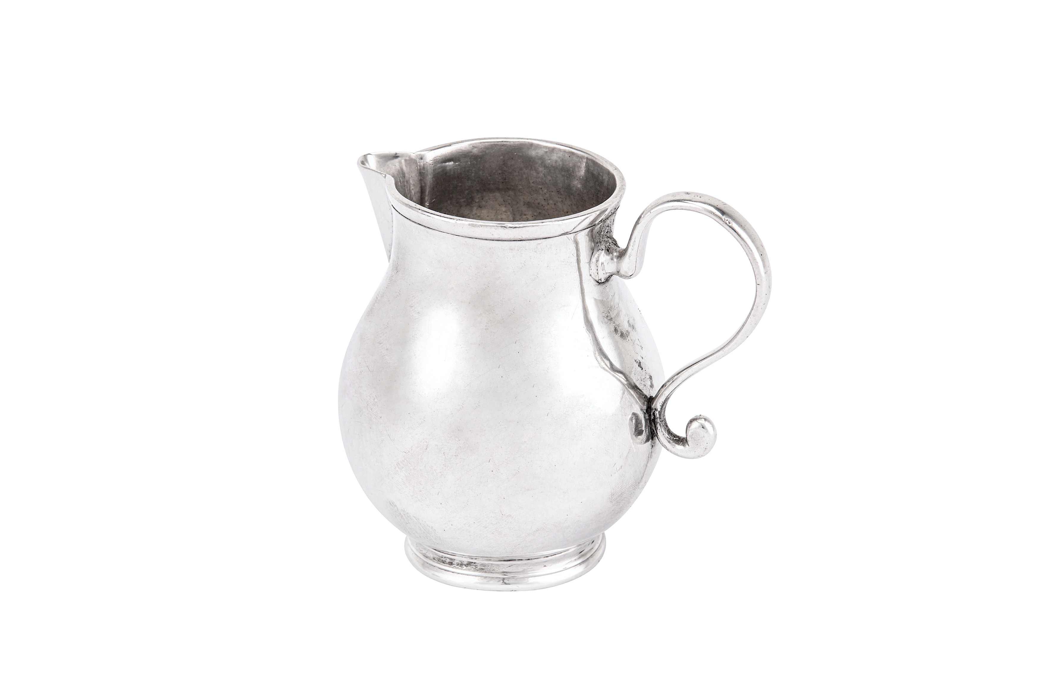 Lot 512 - A George I silver ‘sparrow beak’ cream jug,