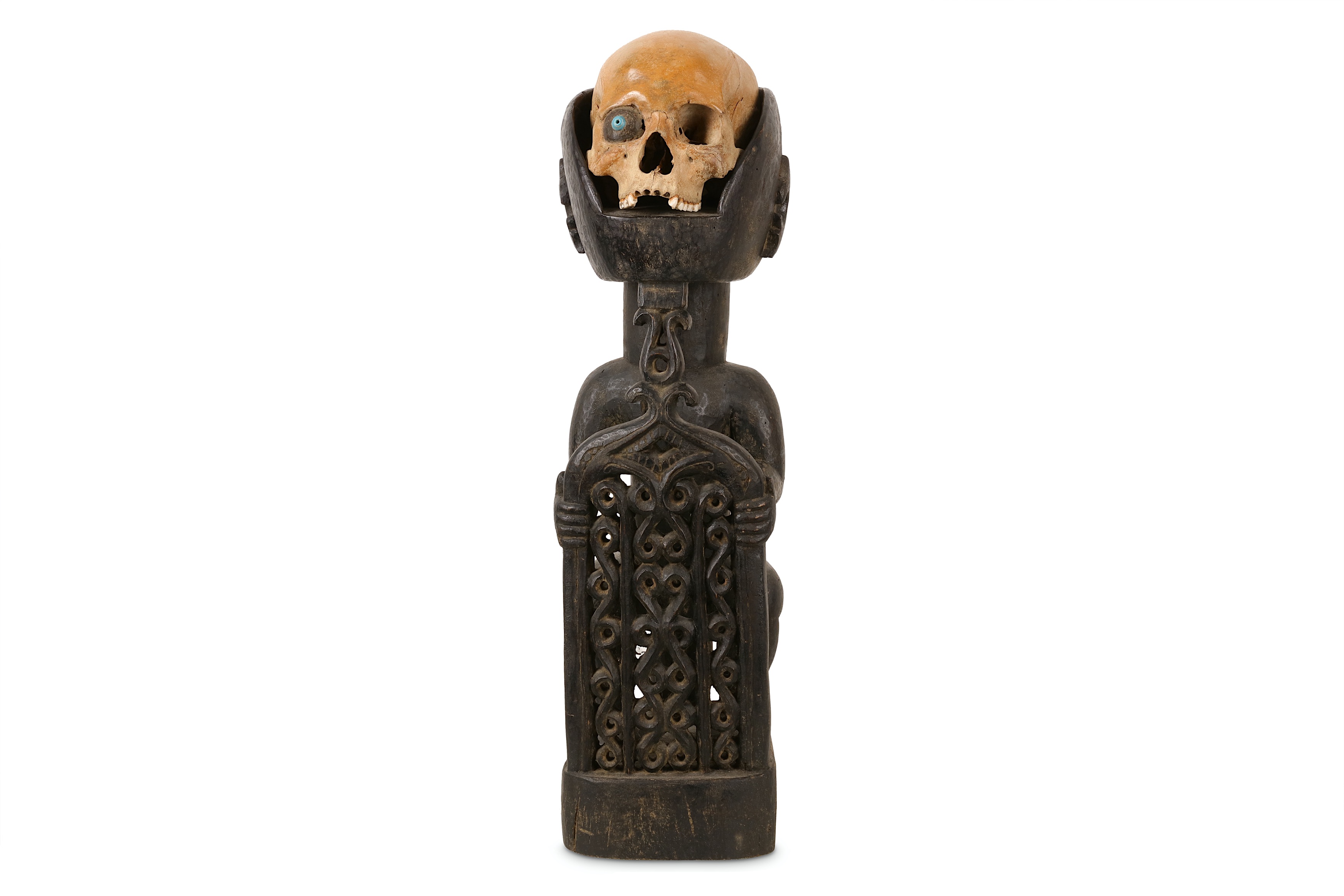 Lot 6 - TRIBAL INTEREST: A DAYAK HUMAN SKULL TROPHY ON