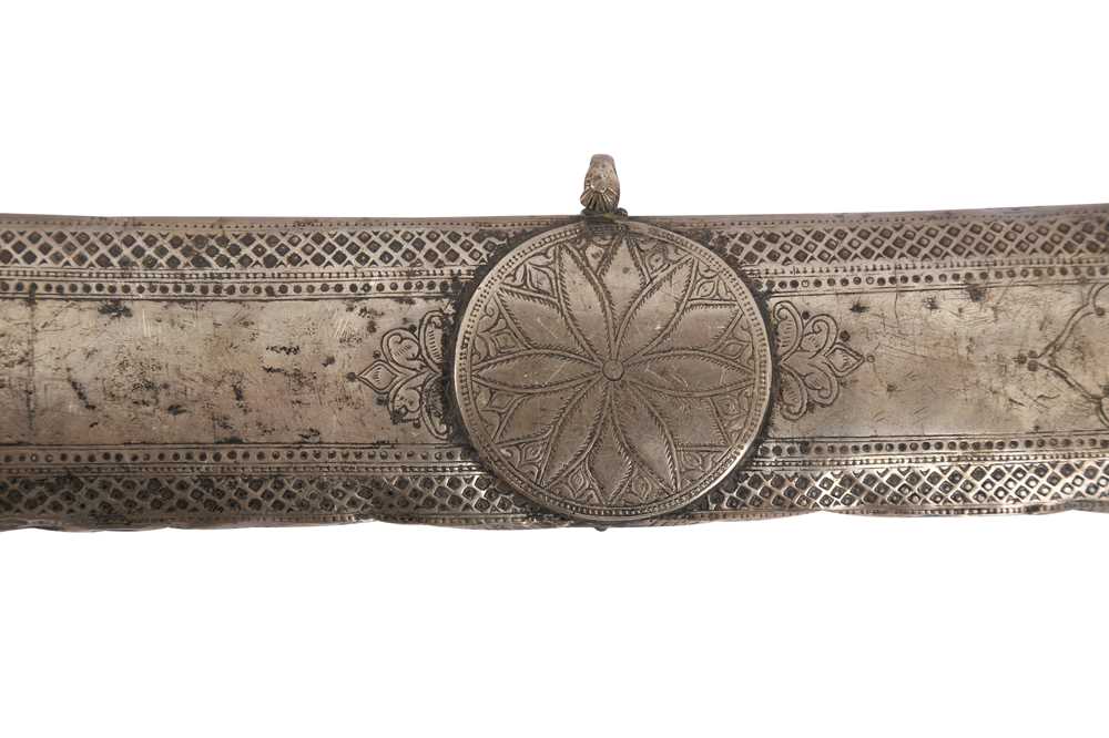 Lot 395 - A NORTH AFRICAN NIMCHA SWORD