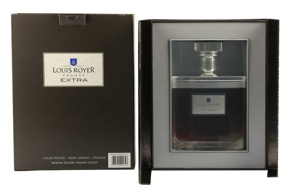 Lot 405 - A Mixed Case of Brandy