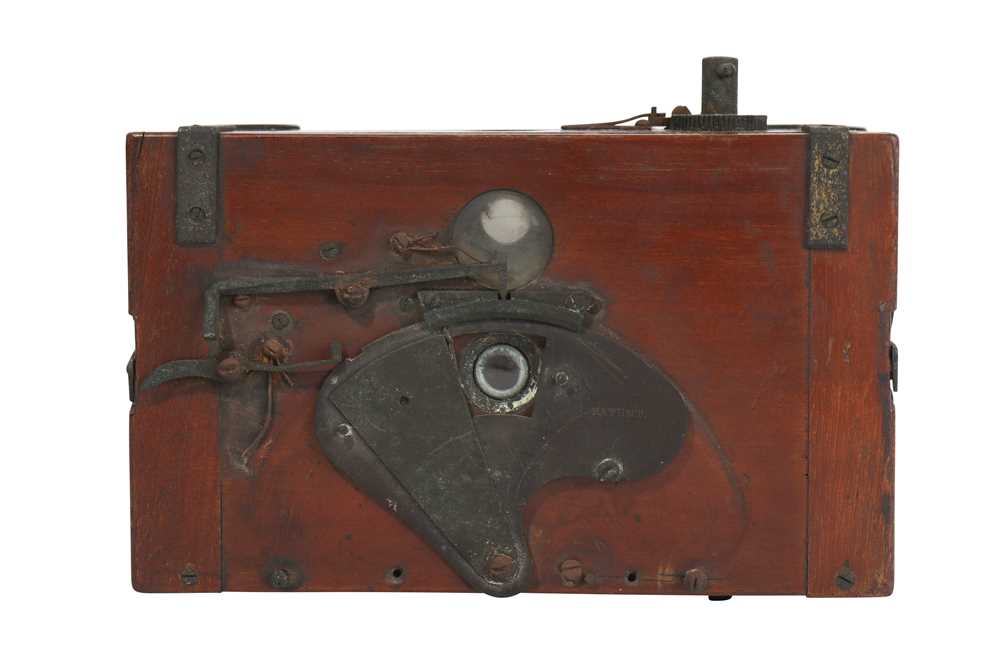 Lot 38 - A H.J Redding 'Luzo' Hand Camera