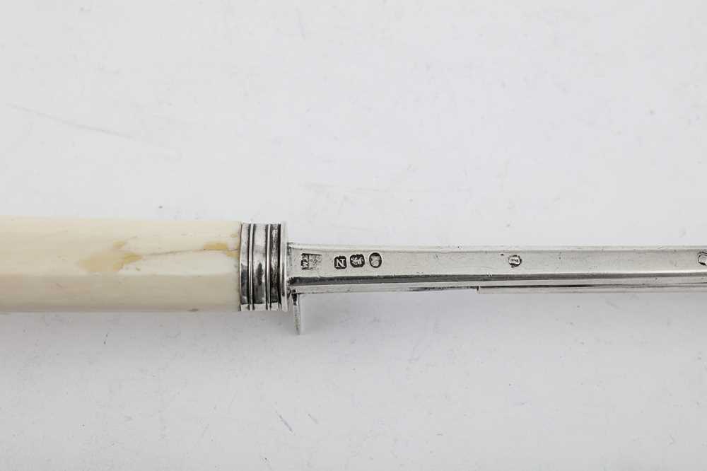 Lot 89 - A George III sterling silver and ivory