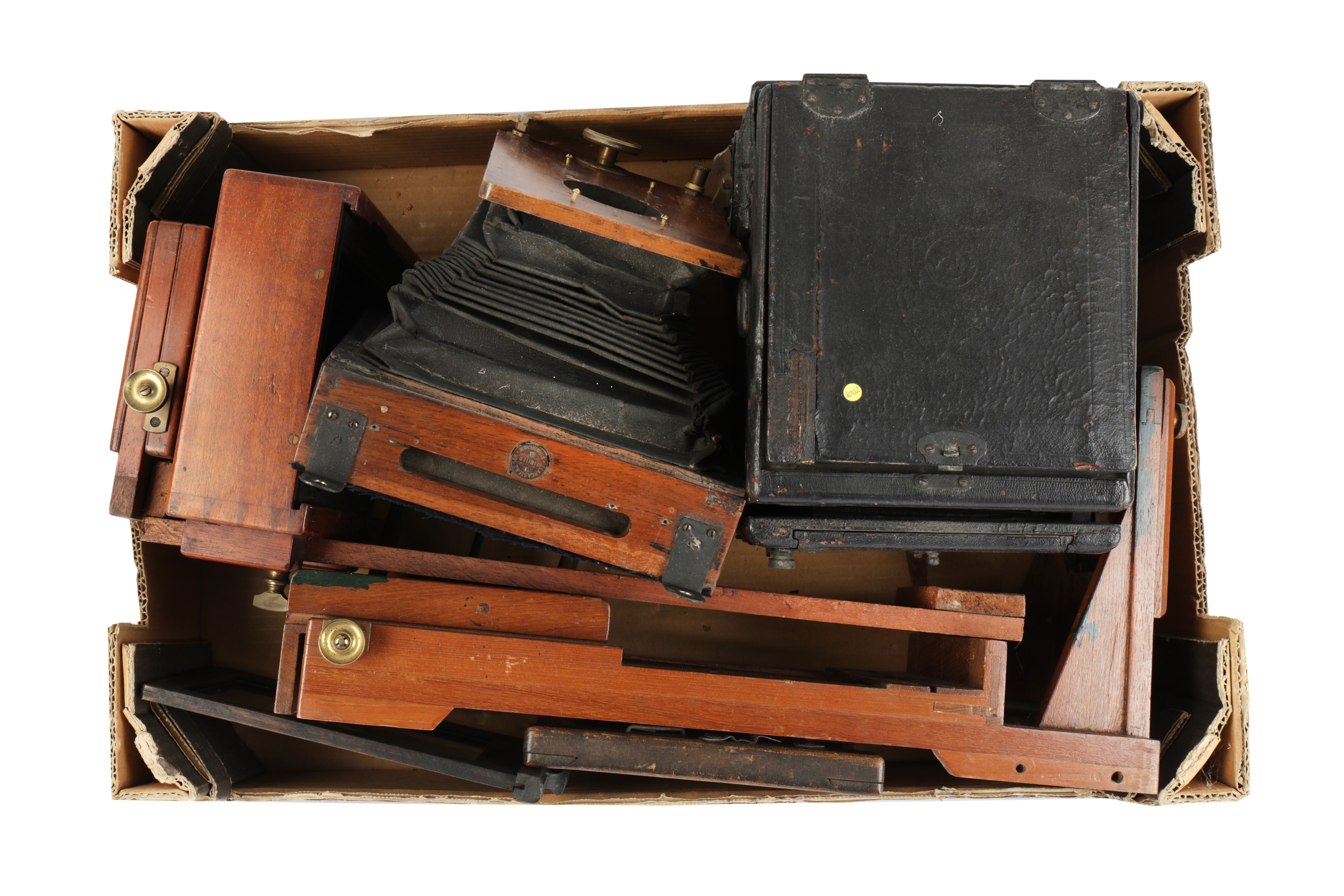 Lot 541 - An Express Daylight Enlarger & Various