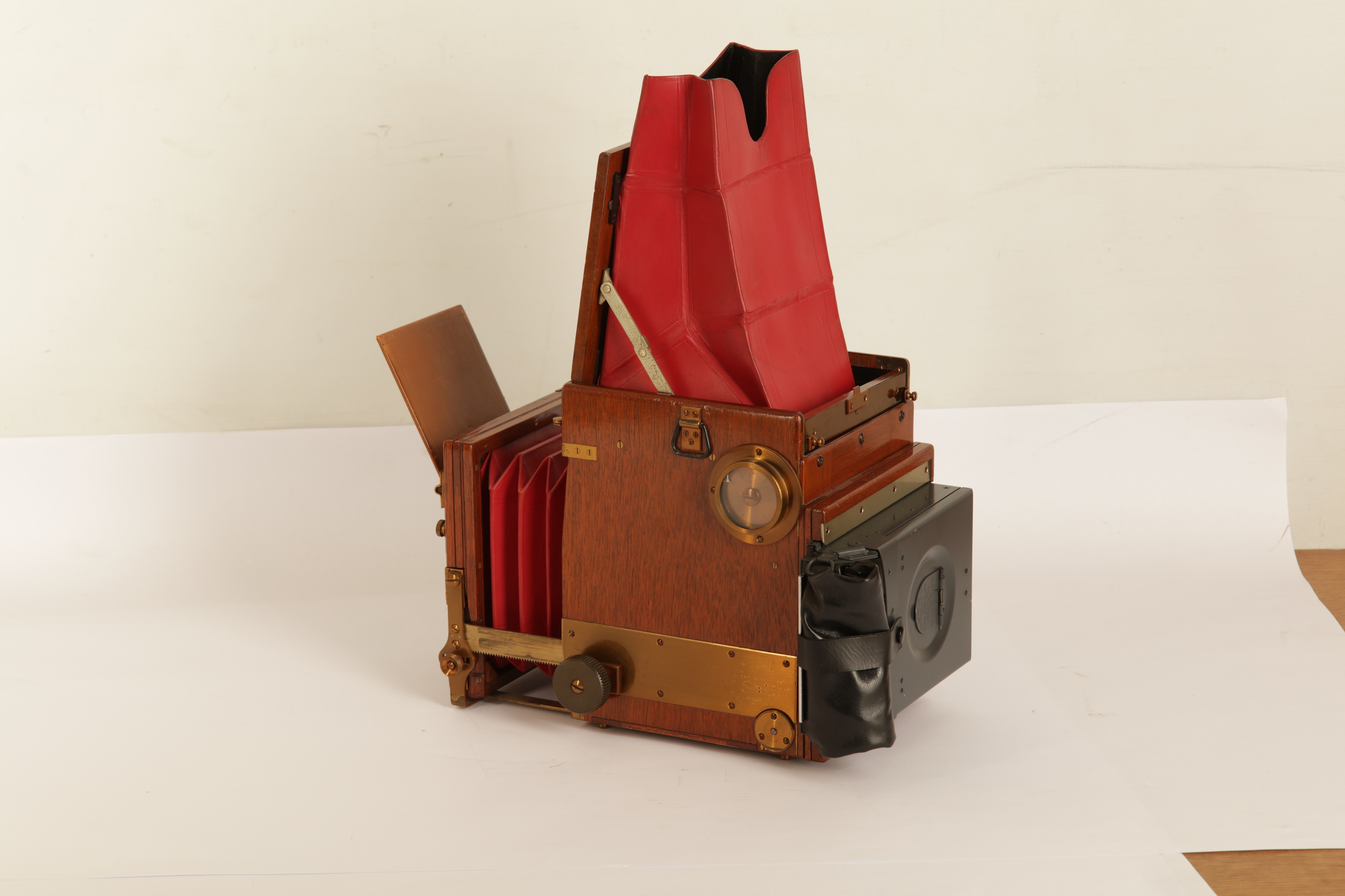 Lot 713 - A Marion Soho Reflex Tropical Quarter Plate