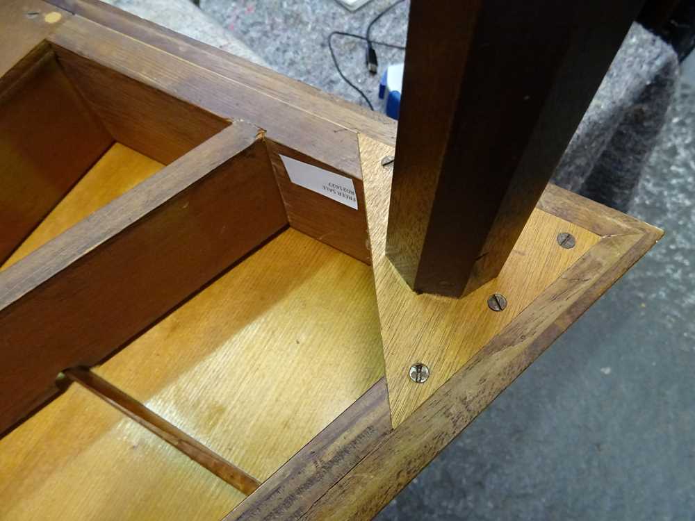 Lot 135 - A WALNUT OCTAVINA SPINET BY ROBERT & GOBLE