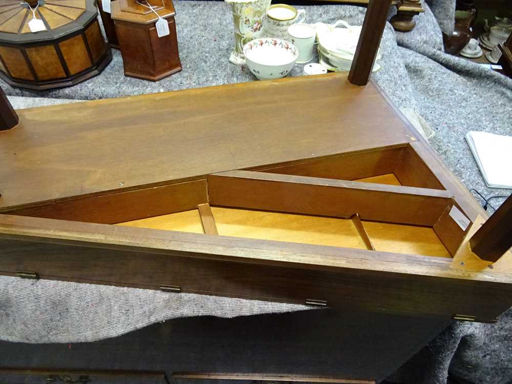 Lot 135 - A WALNUT OCTAVINA SPINET BY ROBERT & GOBLE