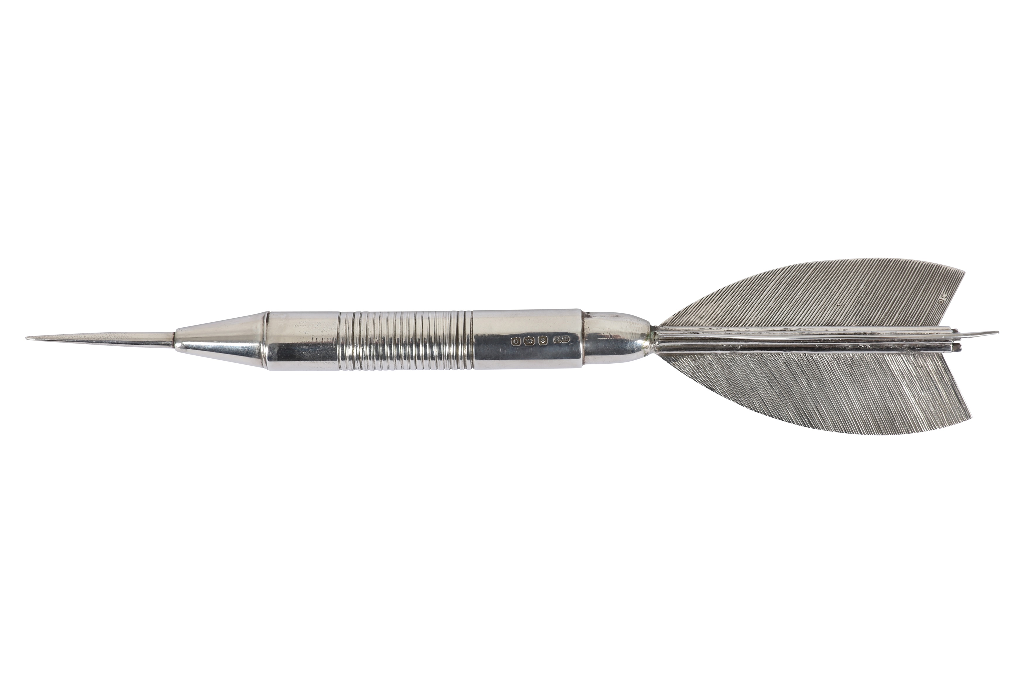 Lot 1 - A GEORGE VI STERLING SILVER DART, BIRMINGHAM