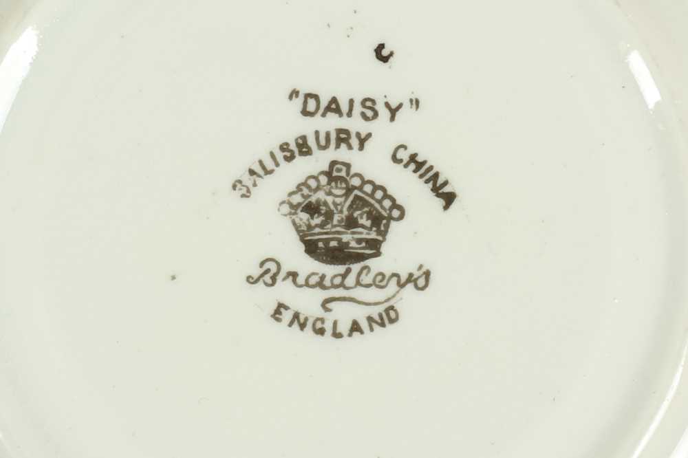 Lot 263 - A COPELAND SPODE CHINA MAYFAIR PATTERN PART