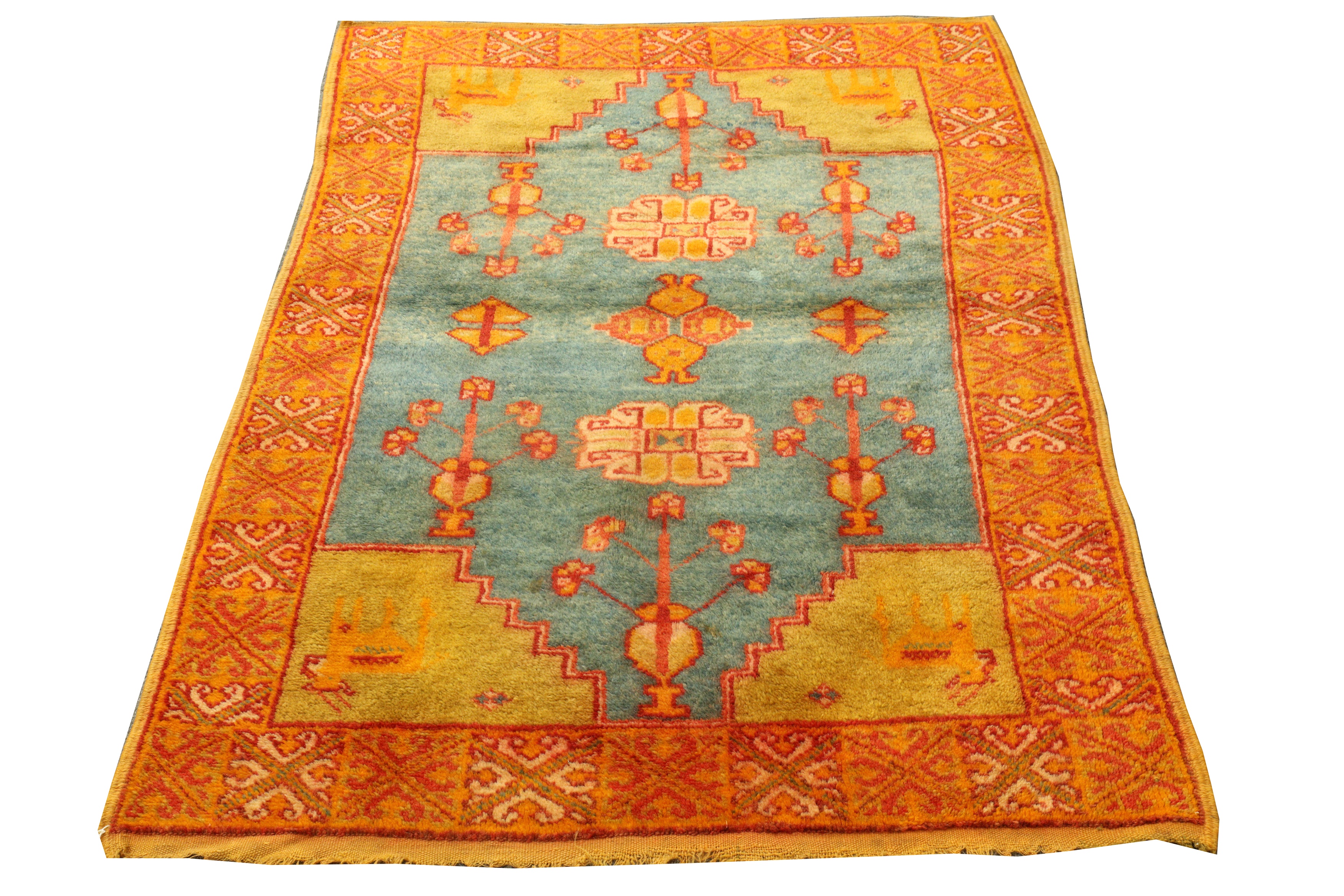 Lot 21 - A FINE MOROCCAN RUG