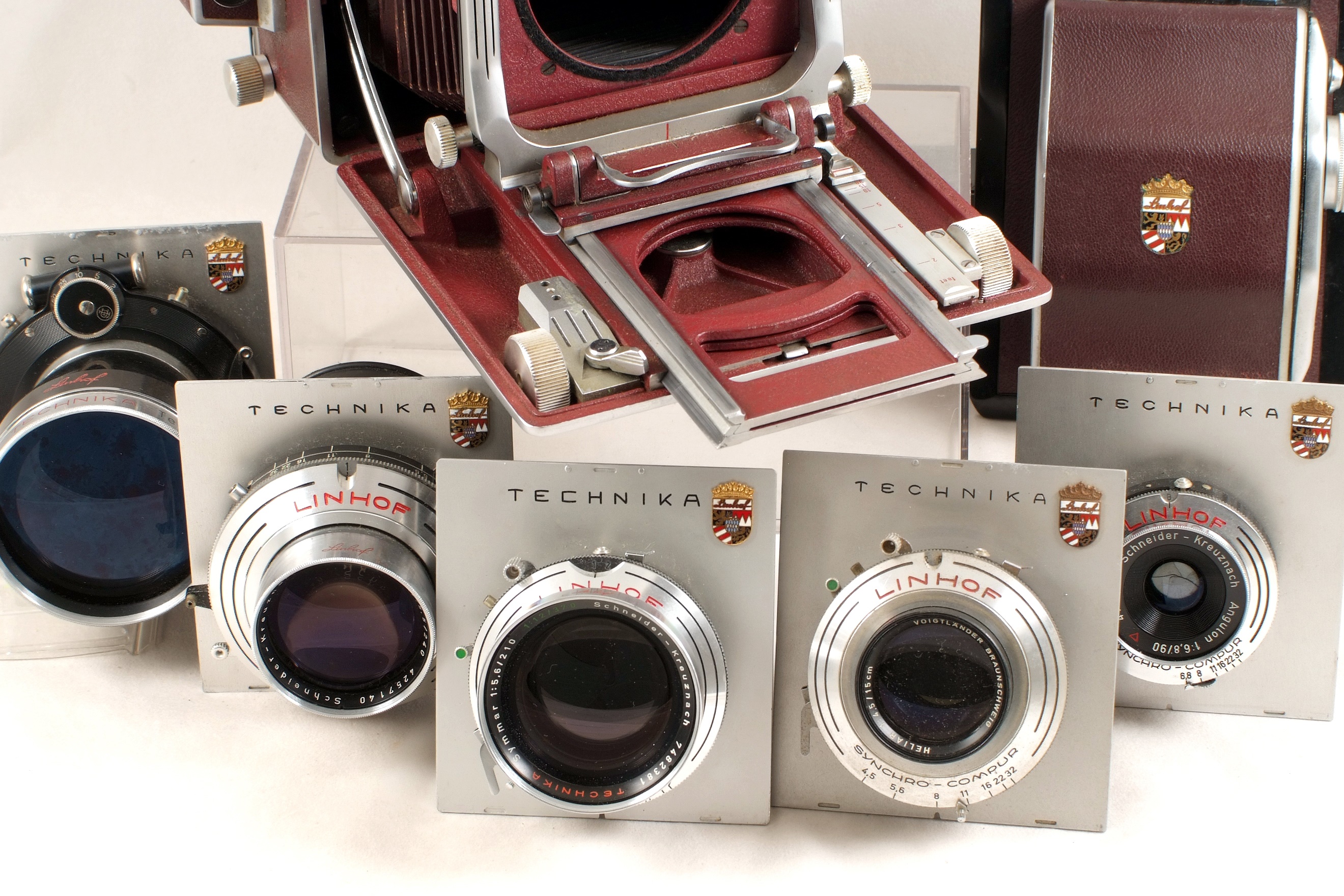 Lot 170 - Extensive Linhof Technika 5-Lens Outfit.