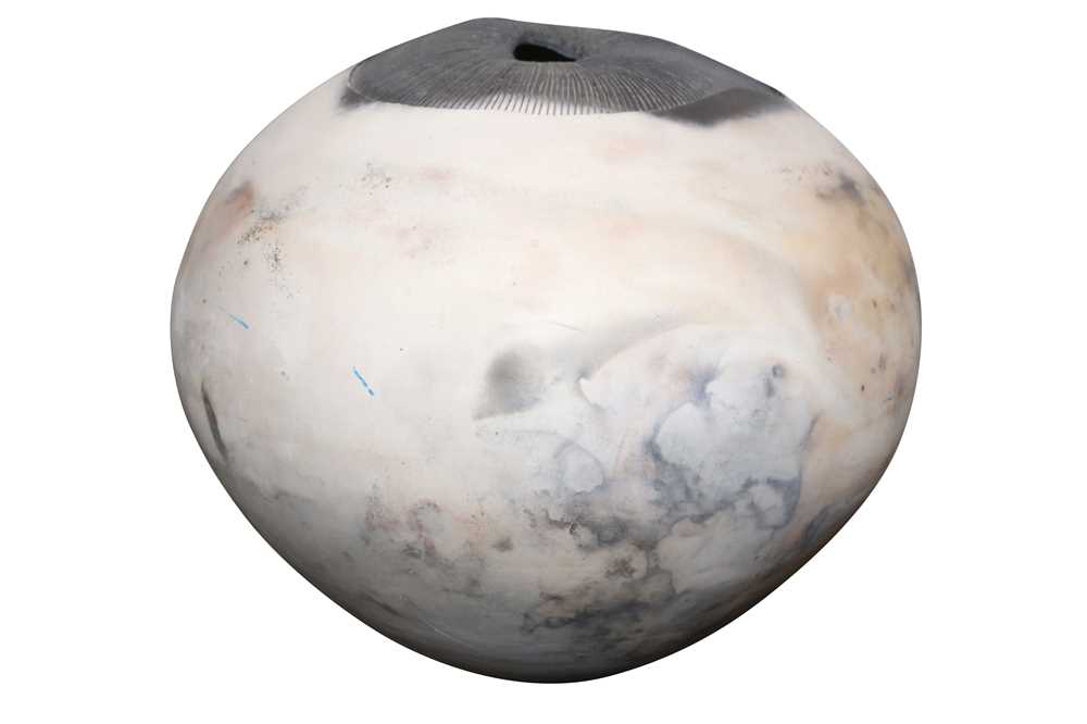 Lot 250 - RAY ROGERS (NEW ZEALAND, b. 1935-)