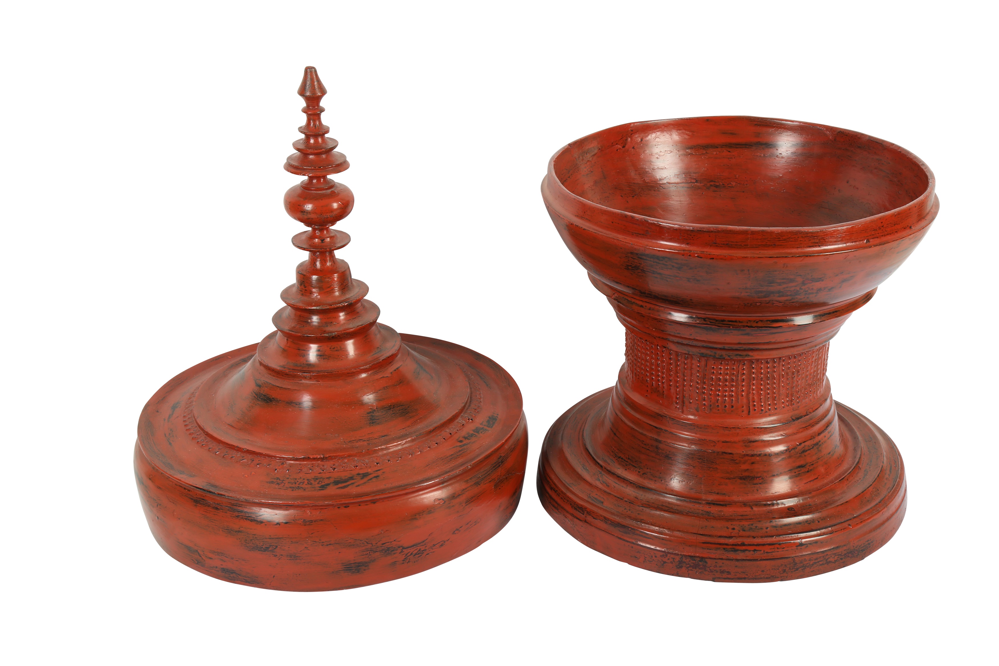 Lot 682 - A BURMESE (MANDALAY) RED LACQUERED OFFERING