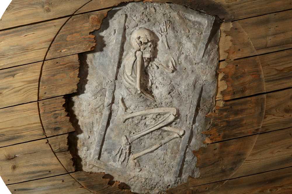 Lot 85 - AN UNUSUAL WOOD AND FIBREGLASS GRAVE DINING