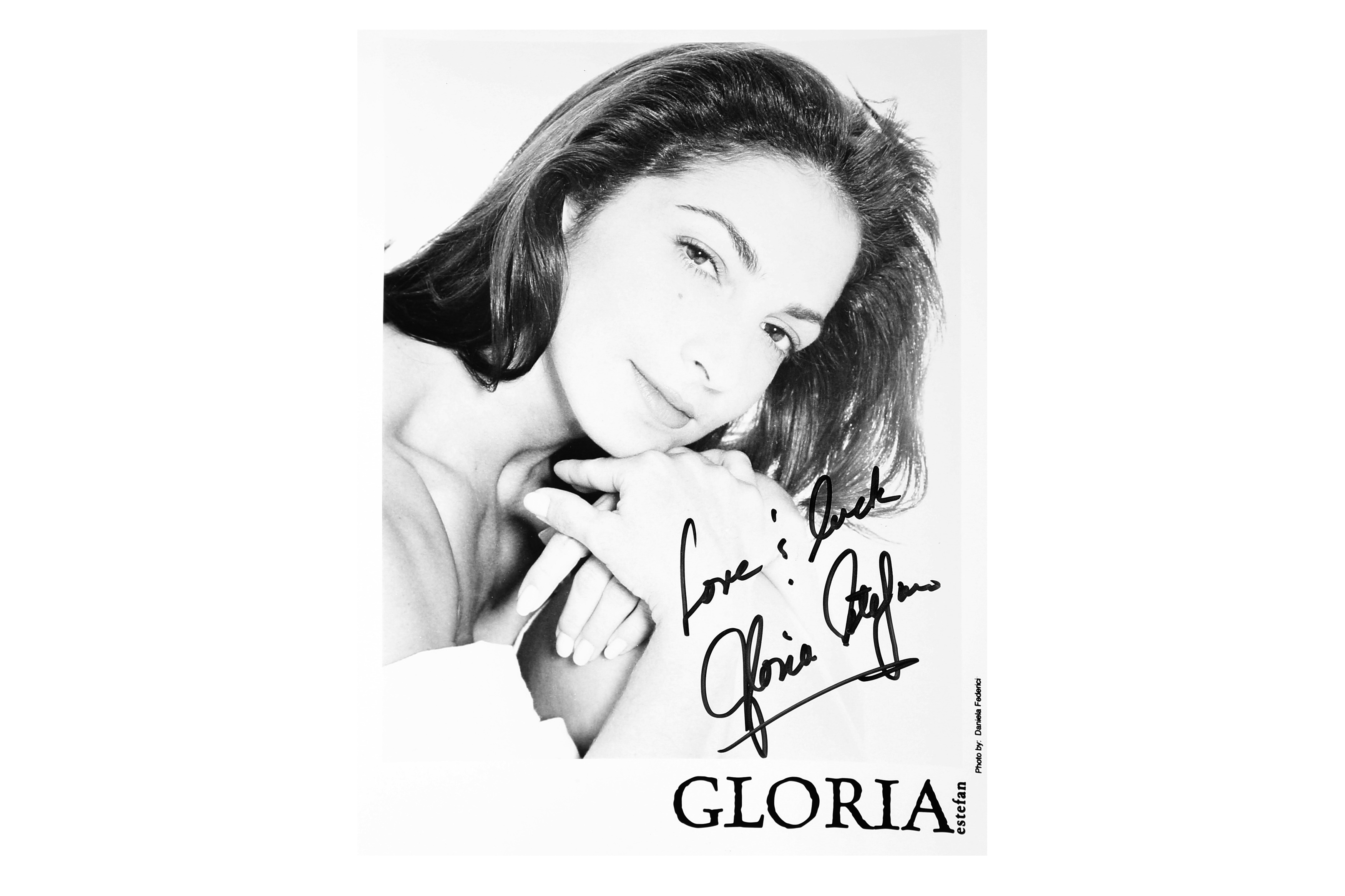 Lot 398 - Estefan (Gloria)