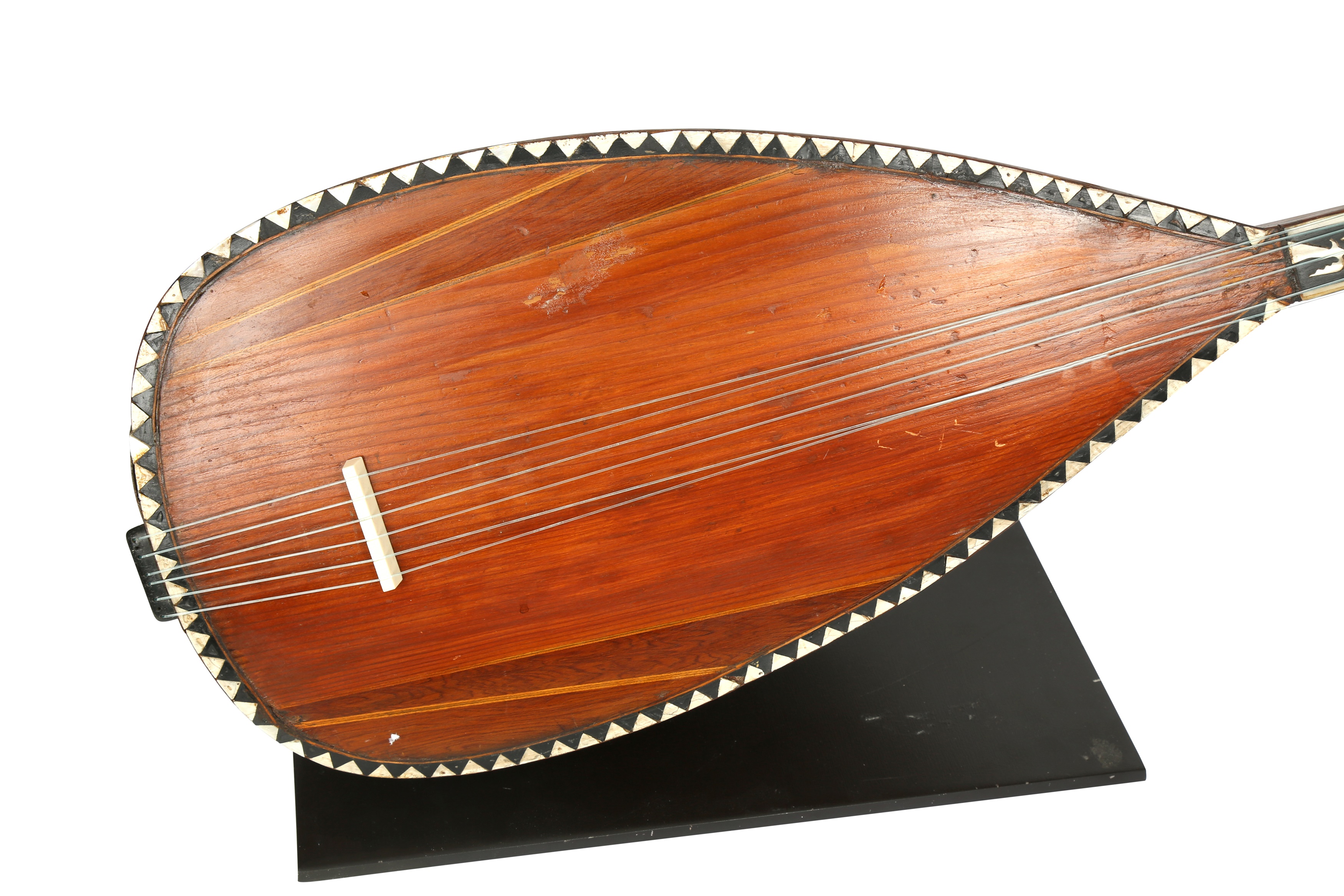 Lot 315 - λ A MOTHER-OF-PEARL-INLAID BUZUQ