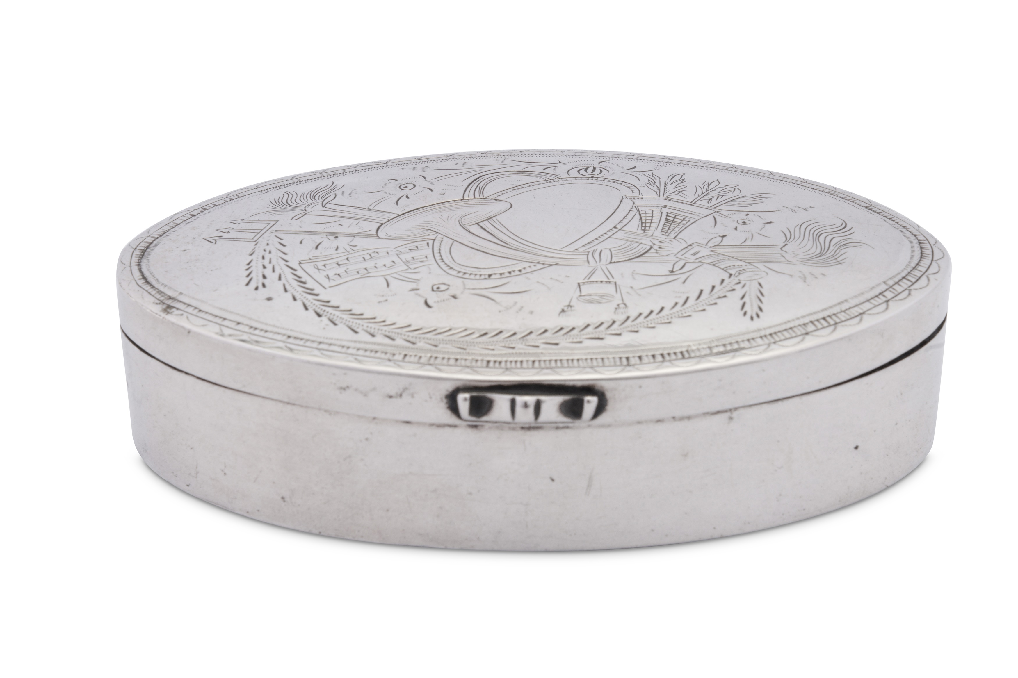 Lot 23 - An early 19th century unmarked silver snuff