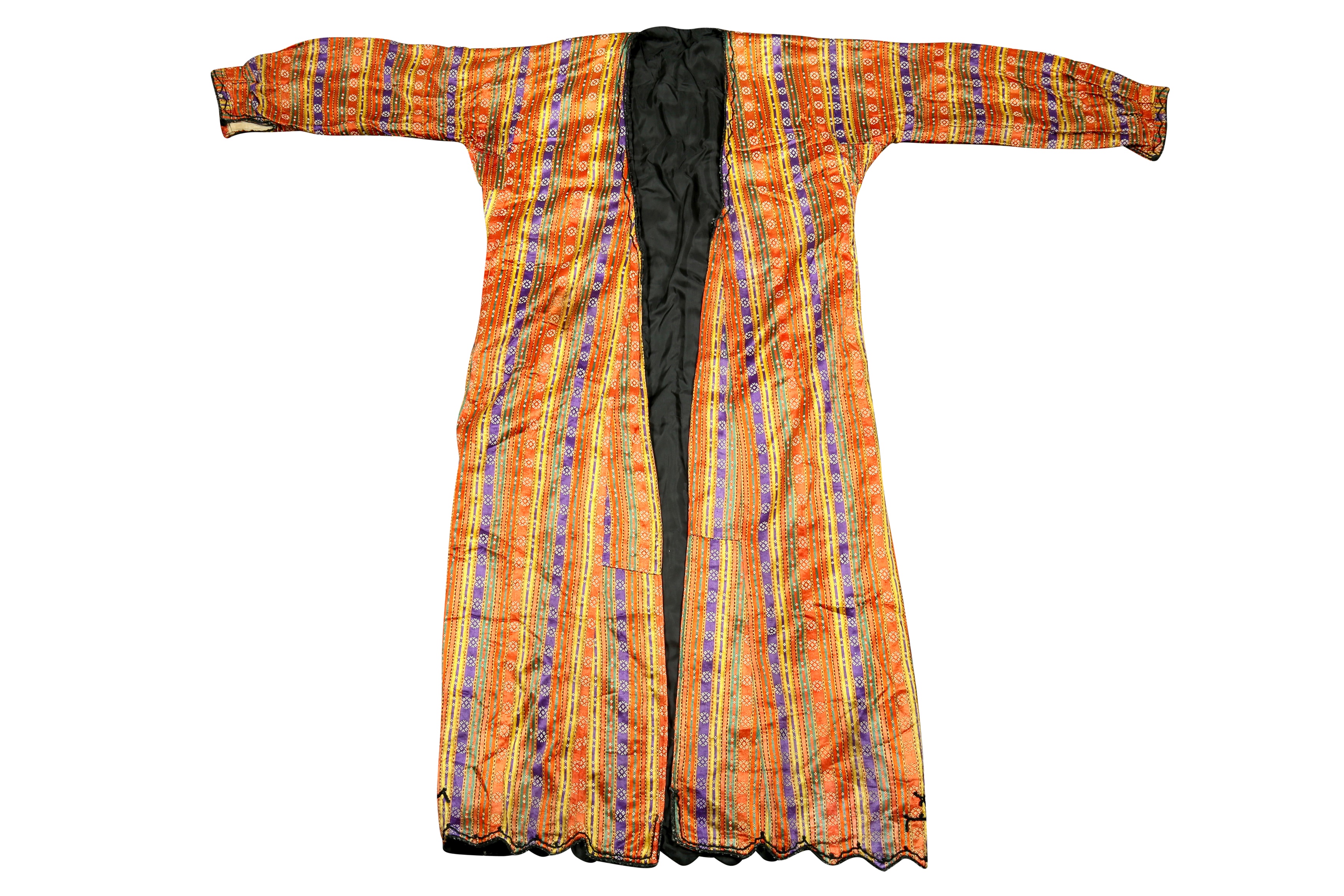 Lot 415 - AN ANTERI ROBE