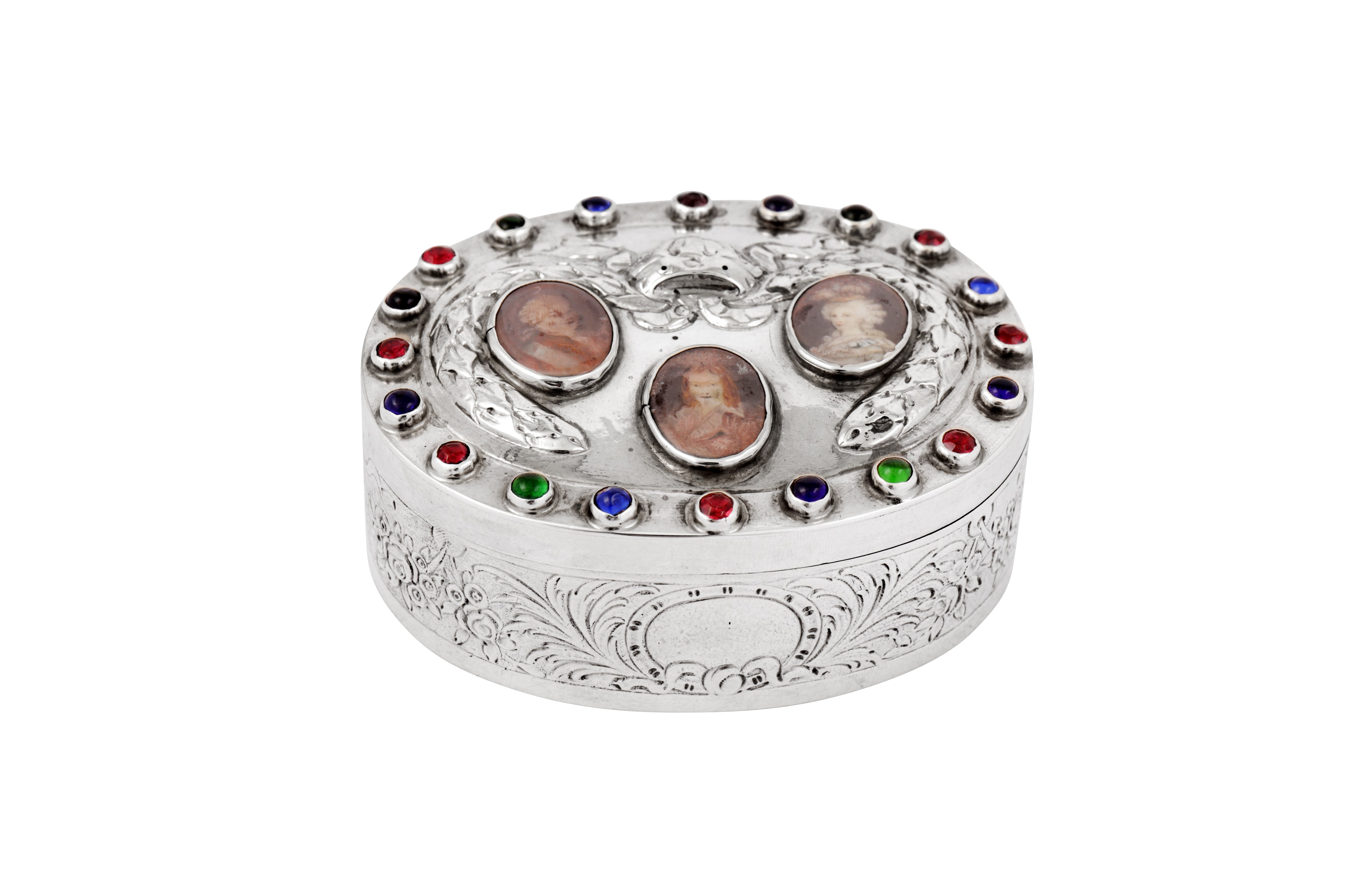 Lot 436 - An early 20th century German silver snuff
