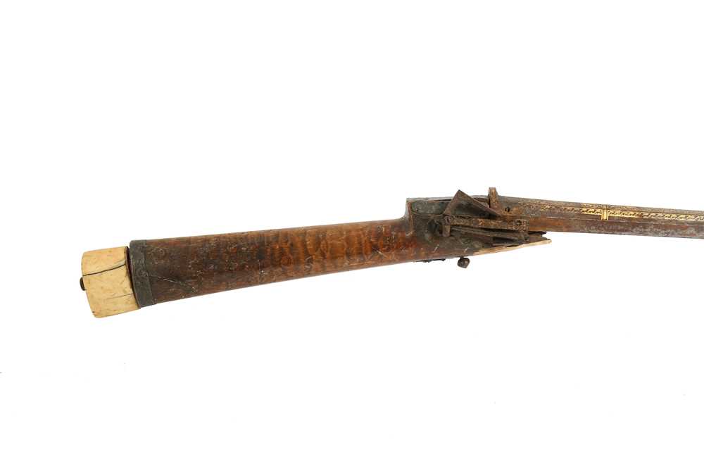 Lot 407 - λ A 19TH CENTURY GOLD-DAMASCENED STEEL