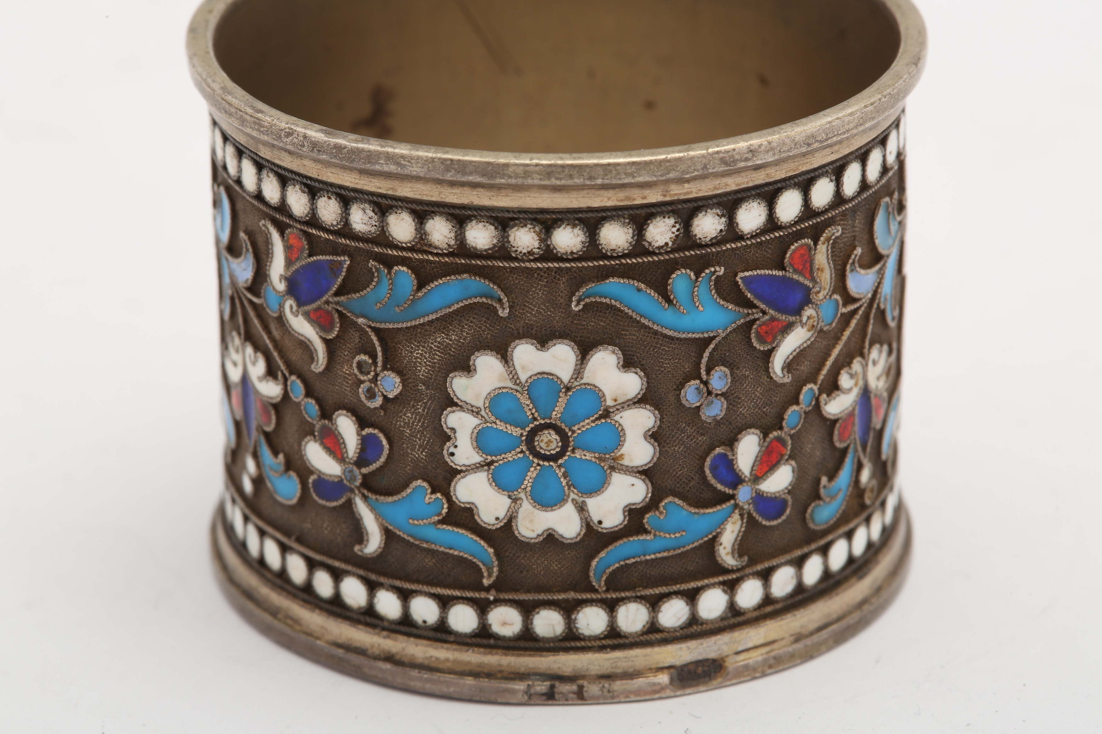 Lot 397 - A Nicholas II Russian 84 zolotnik silver