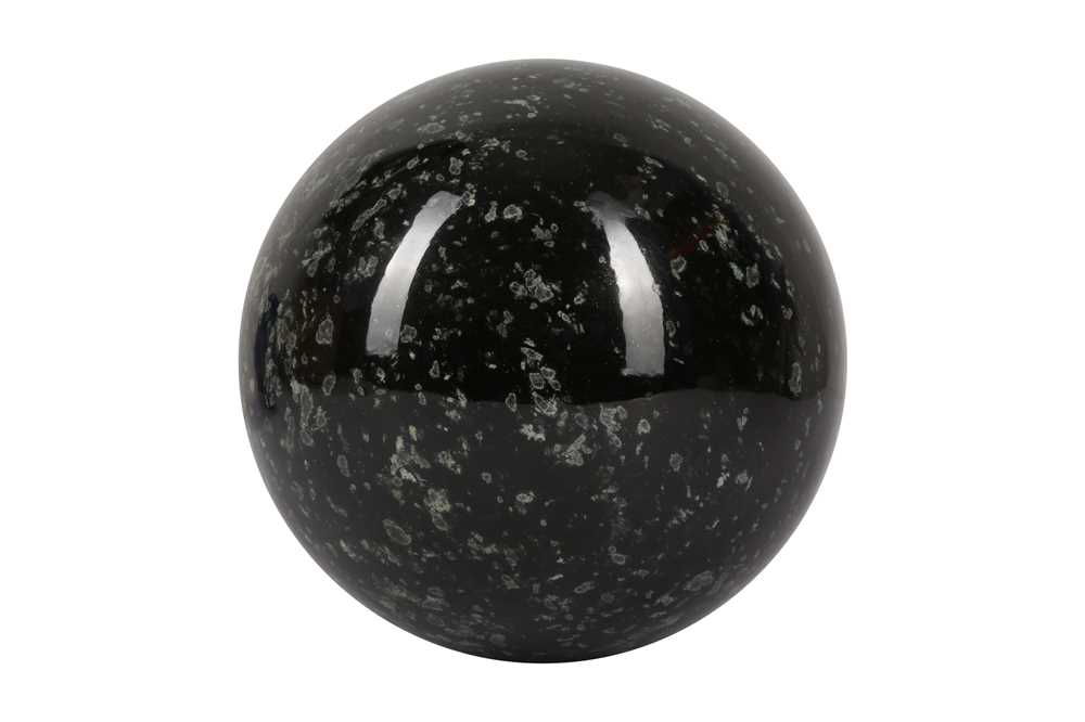 Lot 338 - A SOLID NEPHRITE SPHERE