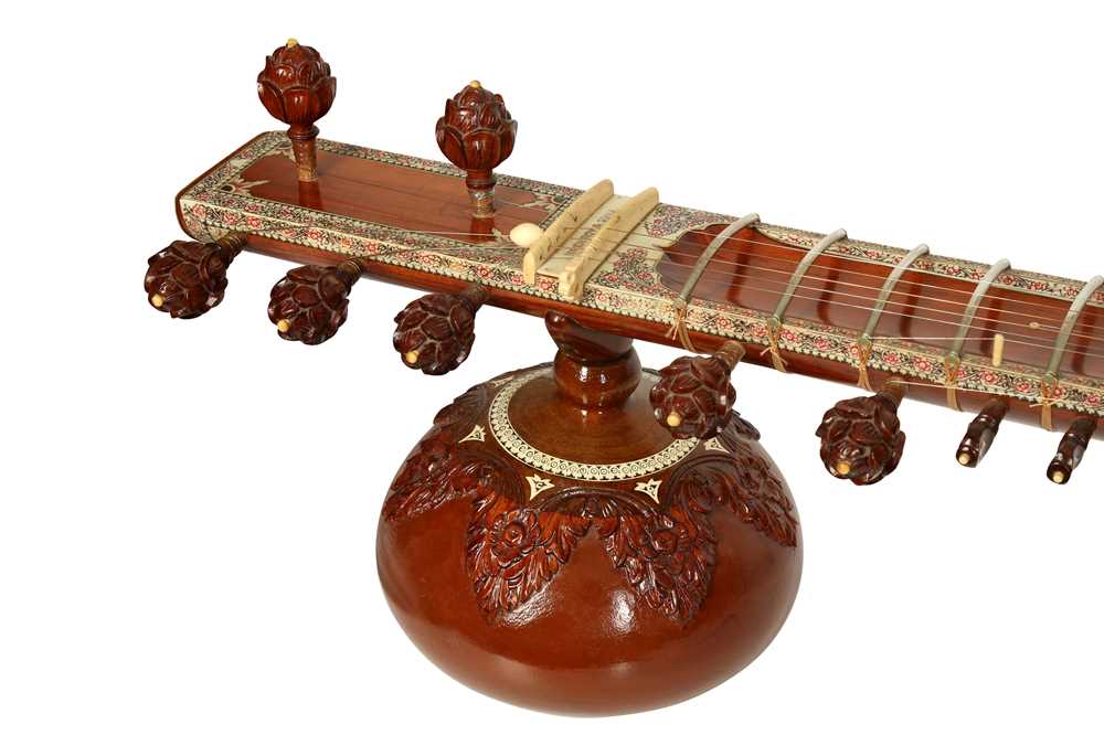 Lot 746 - AN ENSEMBLE OF SOUTH ASIAN INSTRUMENTS FROM
