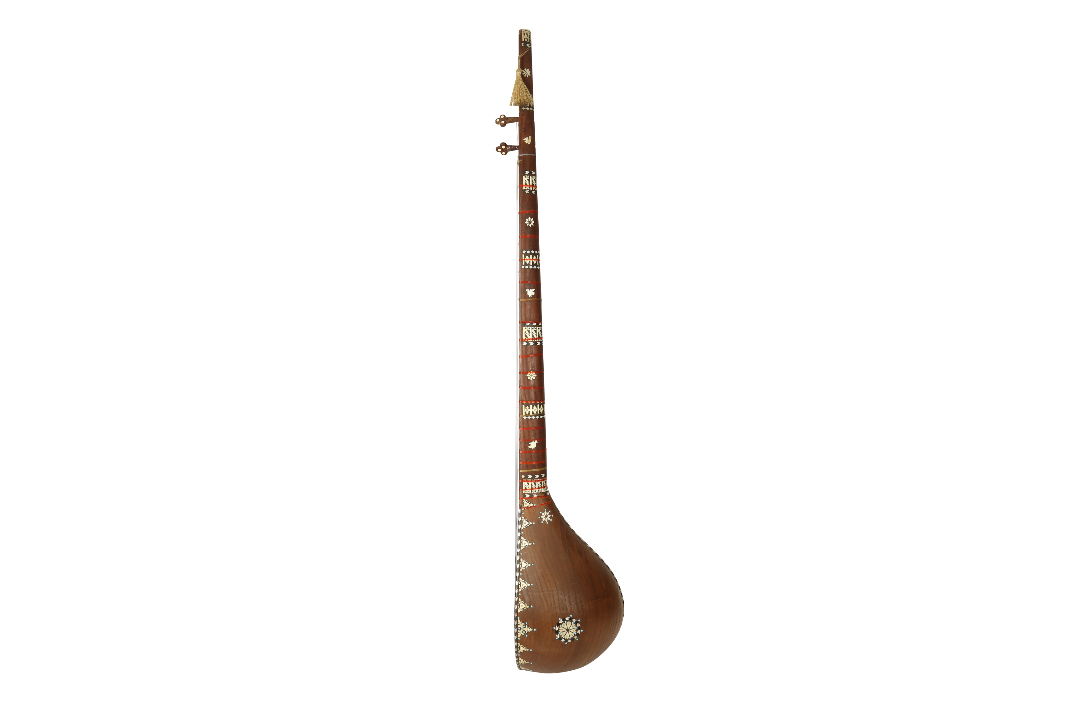 Lot 747 - AN ENSEMBLE OF SOUTH ASIAN INSTRUMENTS FROM