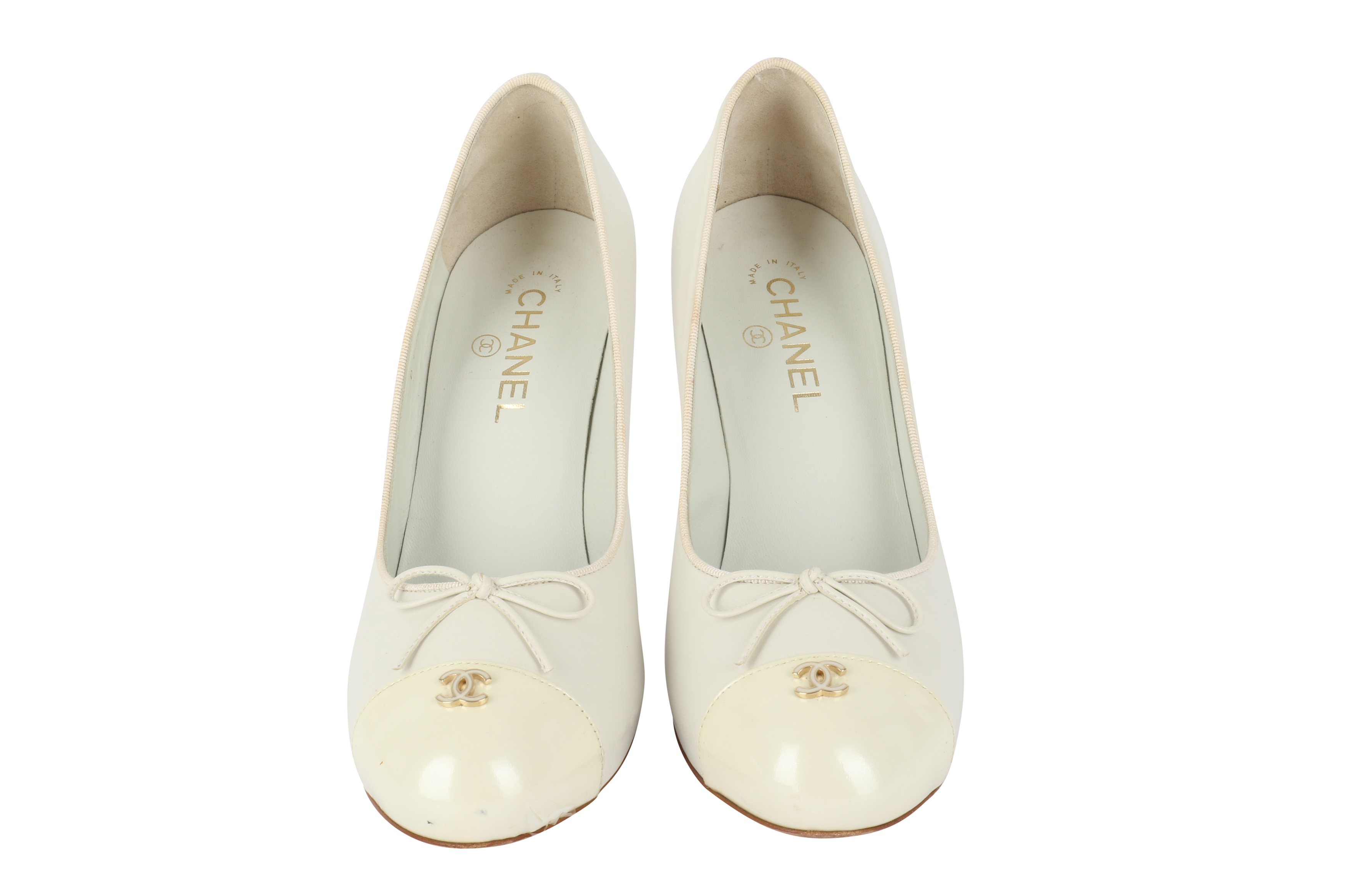 Lot 388 - Chanel White Two Tone Heeled Ballet Pump