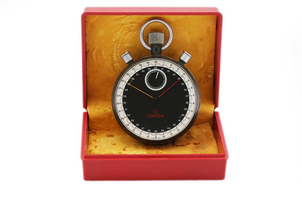 Lot 7 - A RARE OMEGA SPLIT SECONDS STOP WATCH