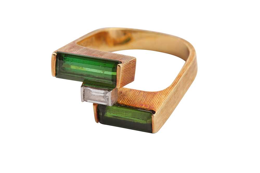 Lot 169 - Andrew Grima l An engagement ring and