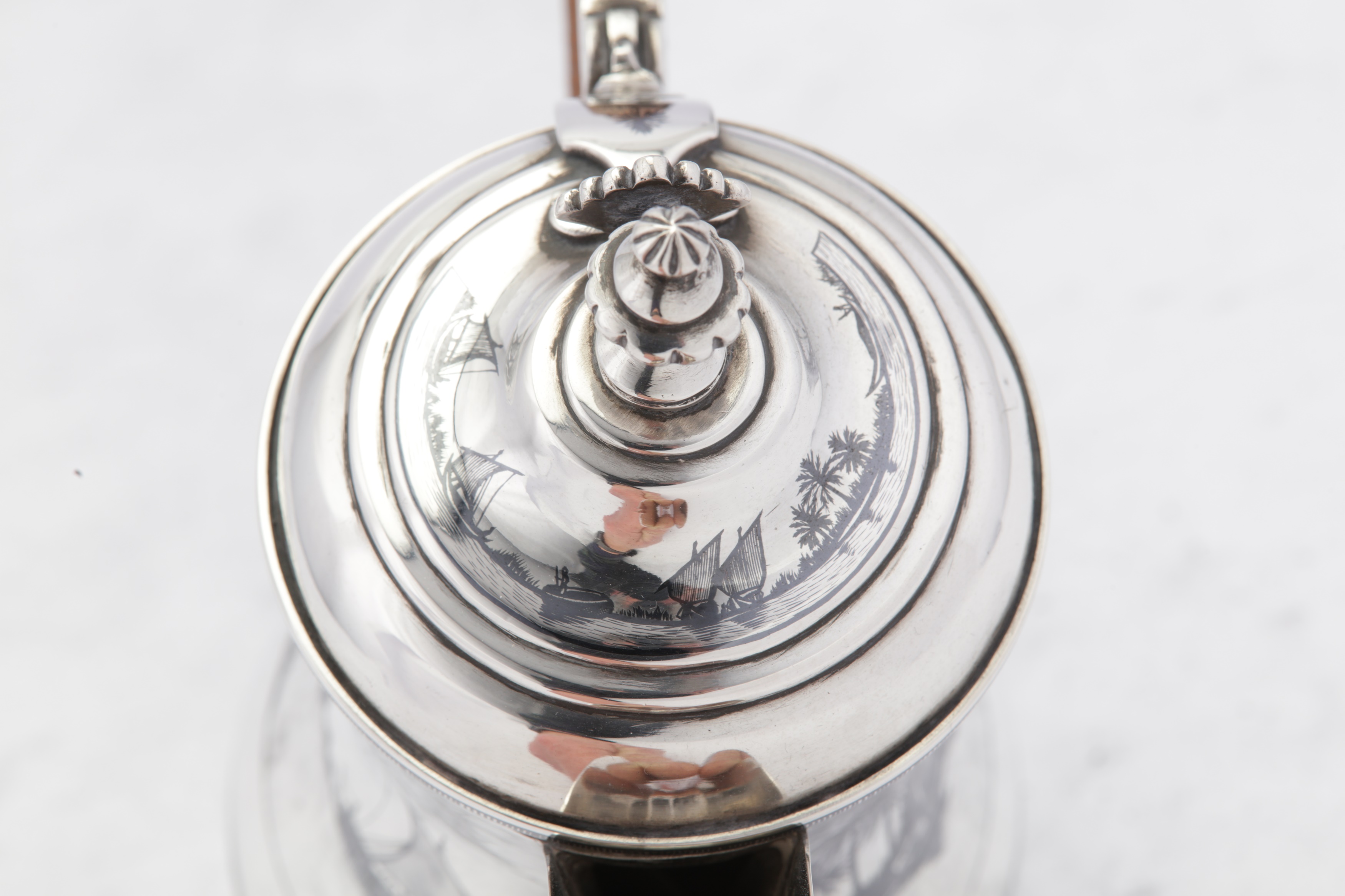 Lot 186 - An early 20th century Iraqi silver and