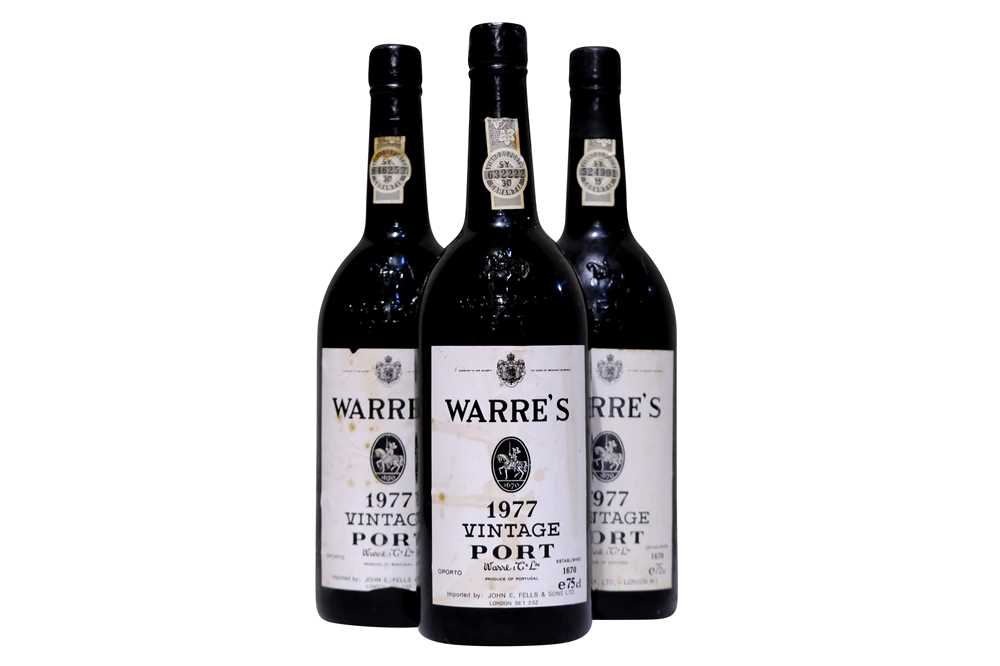 Lot 834 - Warres 1977