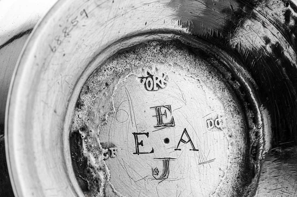 Lot 359 - A rare mid-18th American Colonial silver