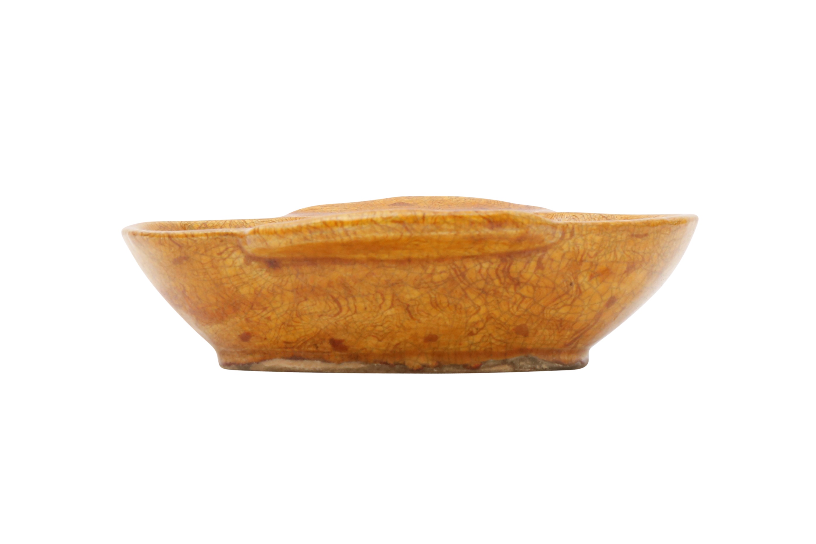 Lot 51 - A CHINESE MARBLE-GLAZED EAR CUP.