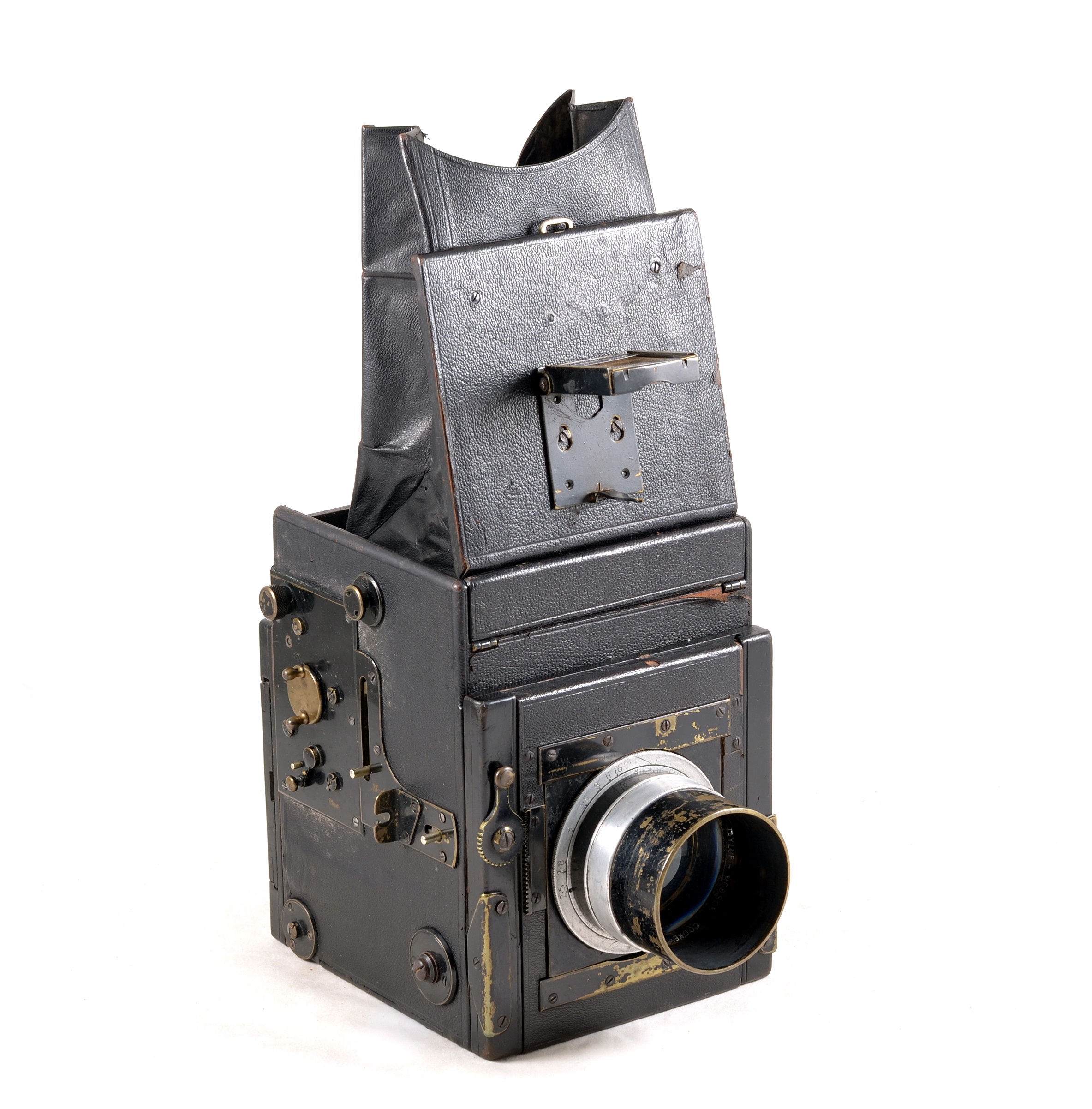 Lot 259 - Kershaw Patent Reflex Outfit with Two Taylor