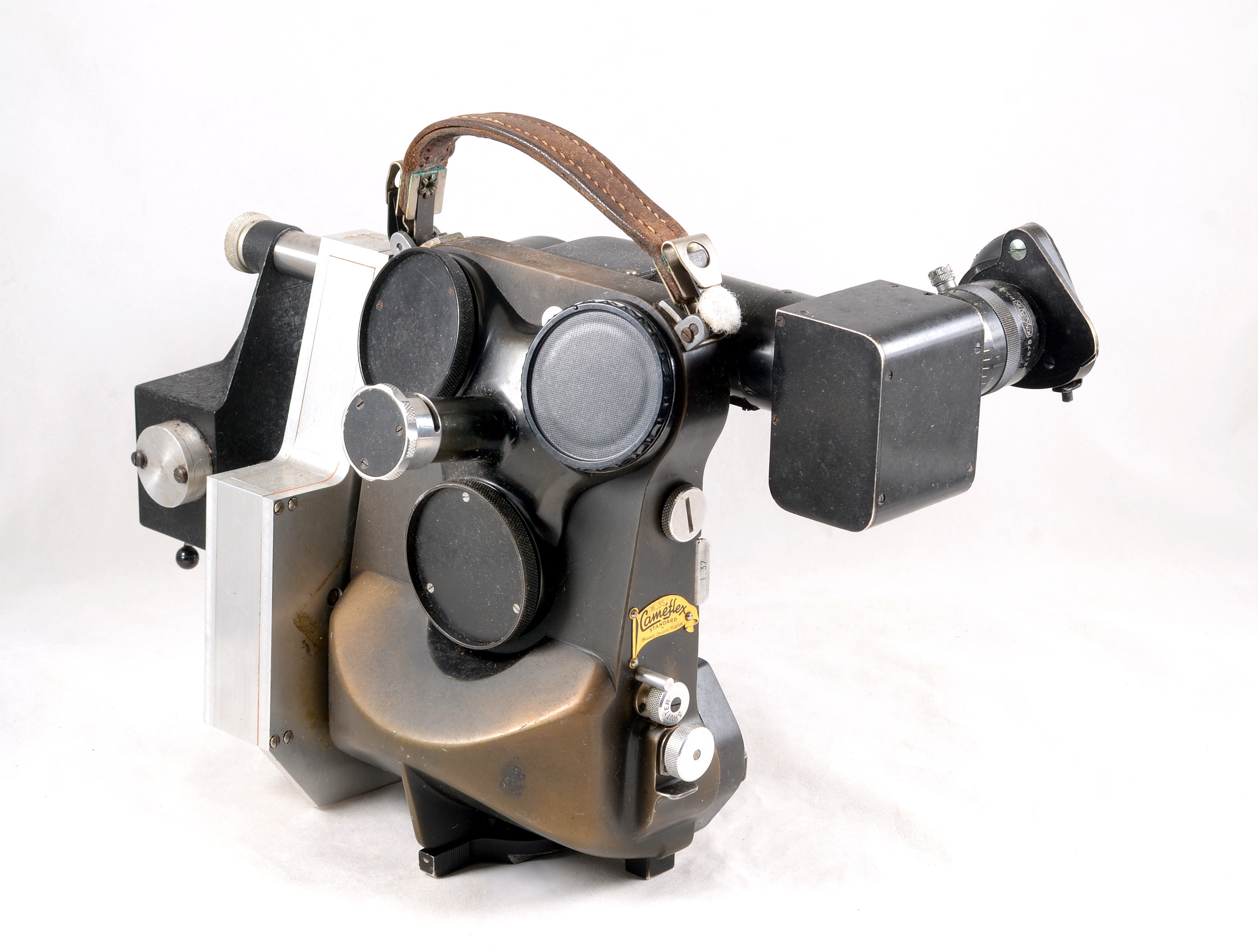 Lot 260 - Éclair Cameflex Cine Camera Body for 16mm