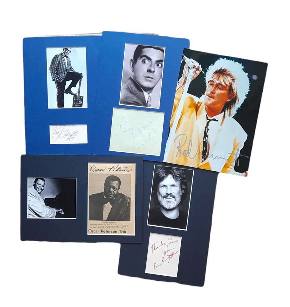 Lot 28 - Autograph Collection.- Musicians and Singers