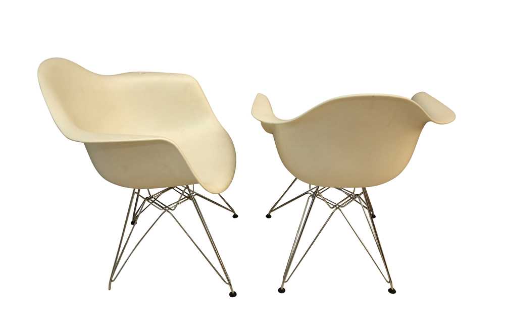 Lot 75 - CHARLES AND RAY EAMES (AMERICAN, CHARLES 1907-