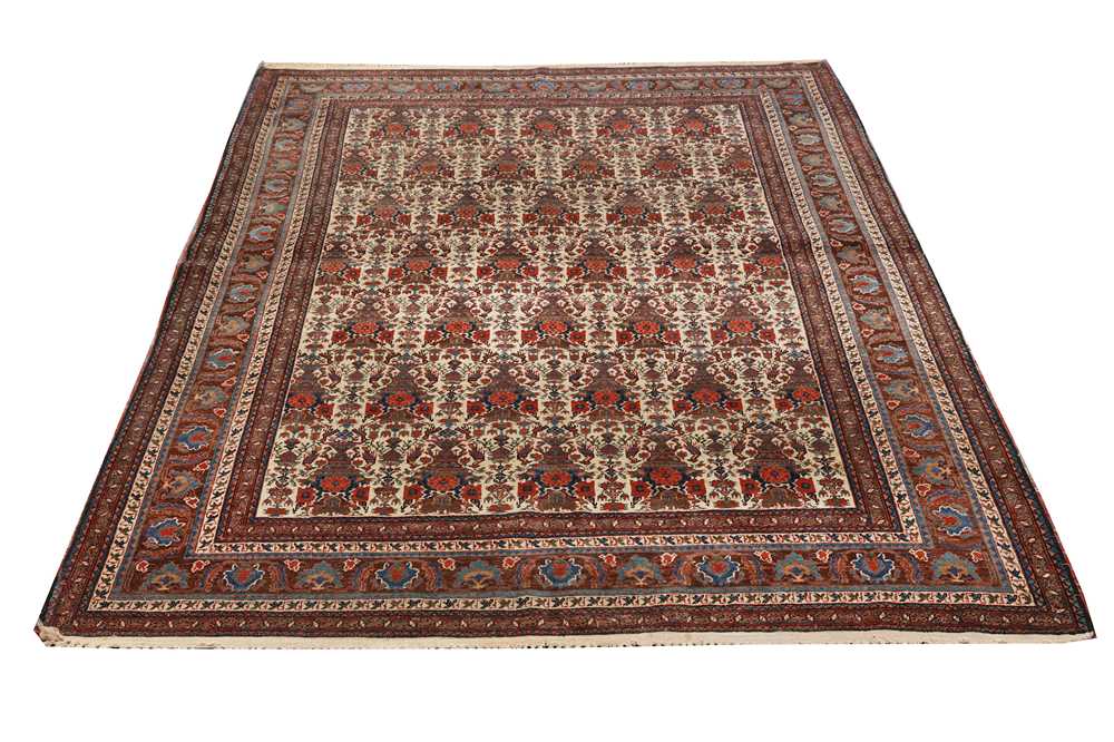 Lot 79 - A FINE ABADEH RUG WITH SALEH-SULTAN DESIGN,