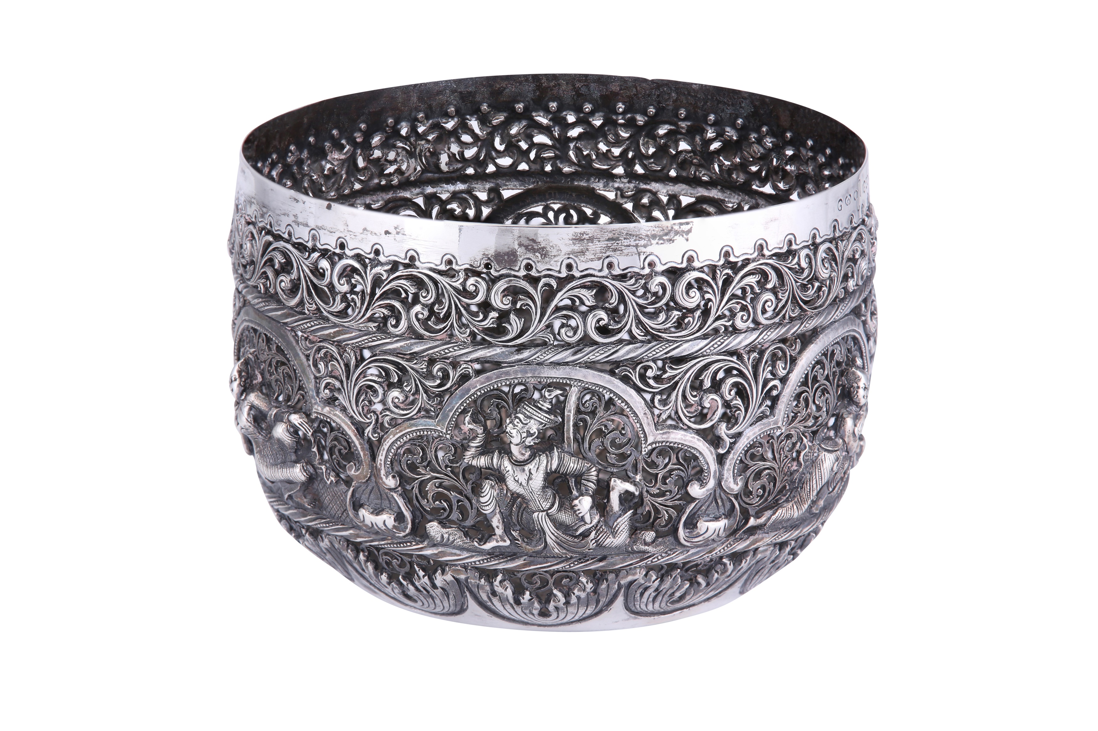 Lot 554 - A BURMESE PIERCED AND REPOUSSÉ SILVER BOWL