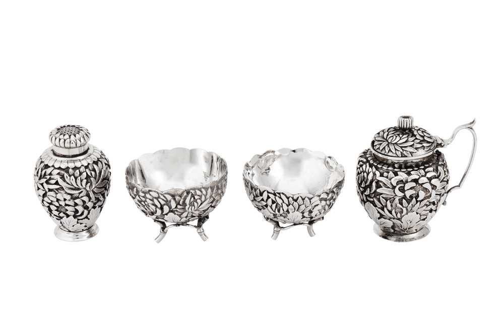 Lot 420 - A mid- 20th century Japanese silver