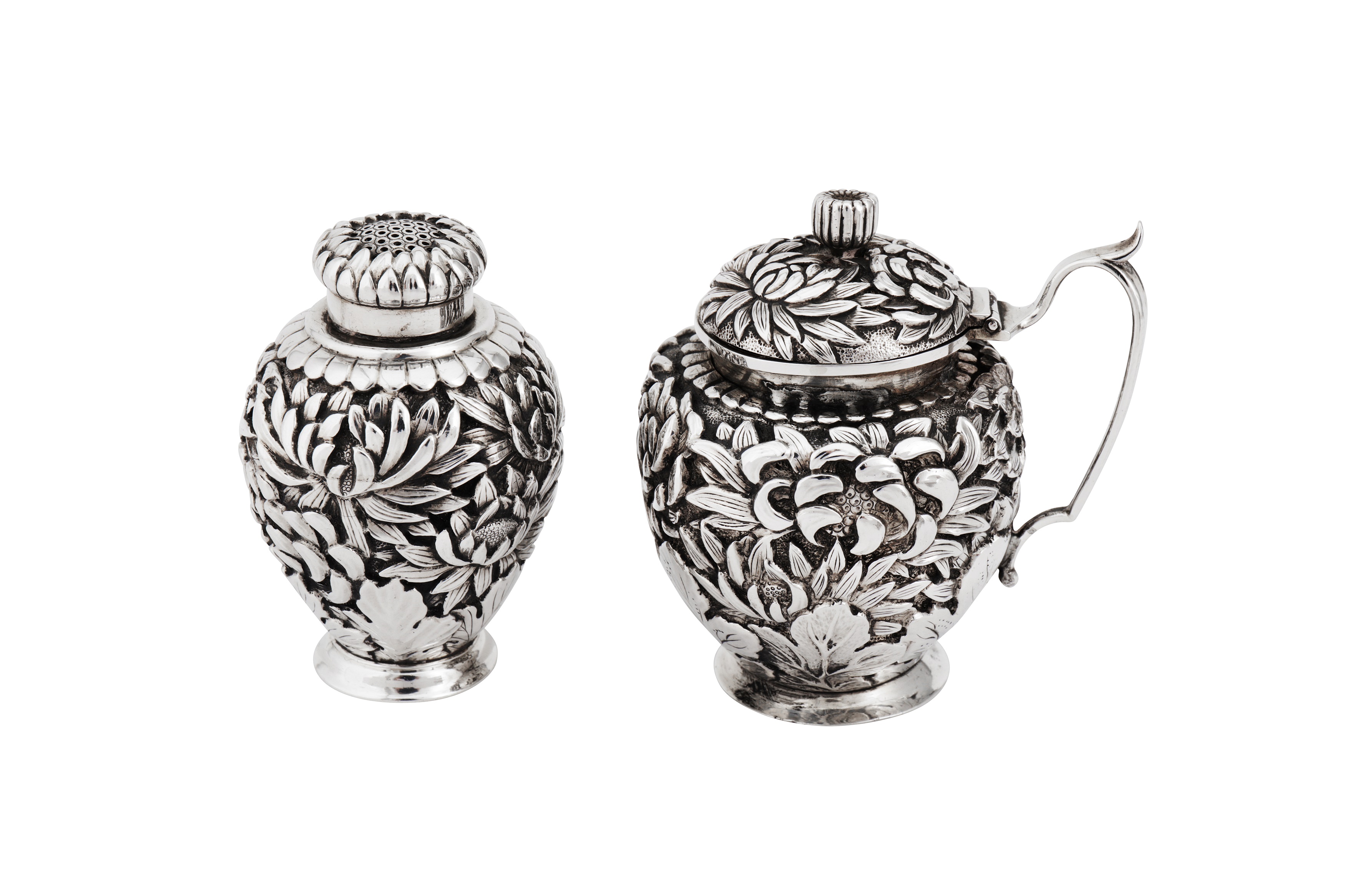 Lot 420 - A mid- 20th century Japanese silver
